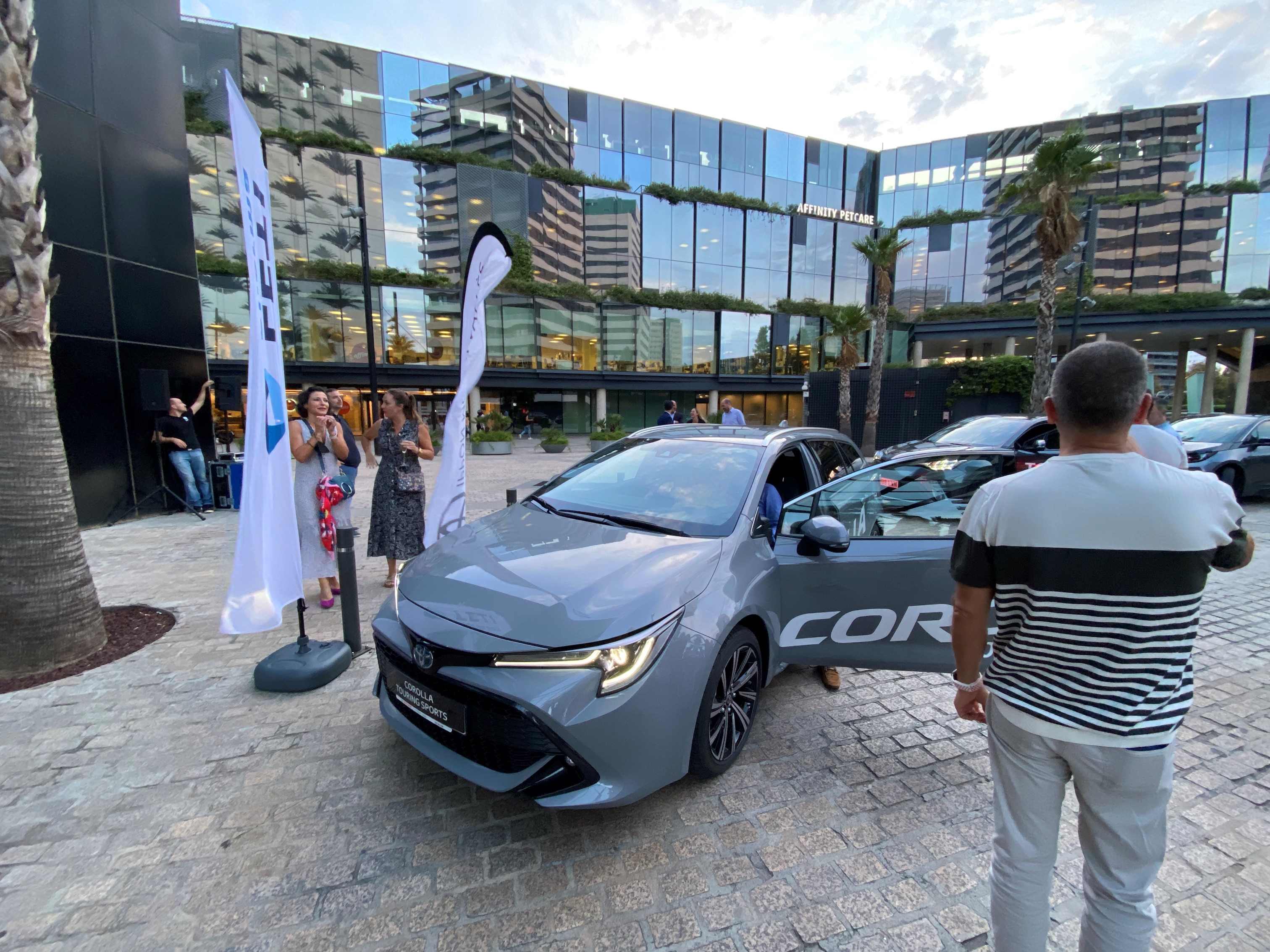 LETI Pharma apuesta por Toyota para renovar su flota con 93 híbridos ...