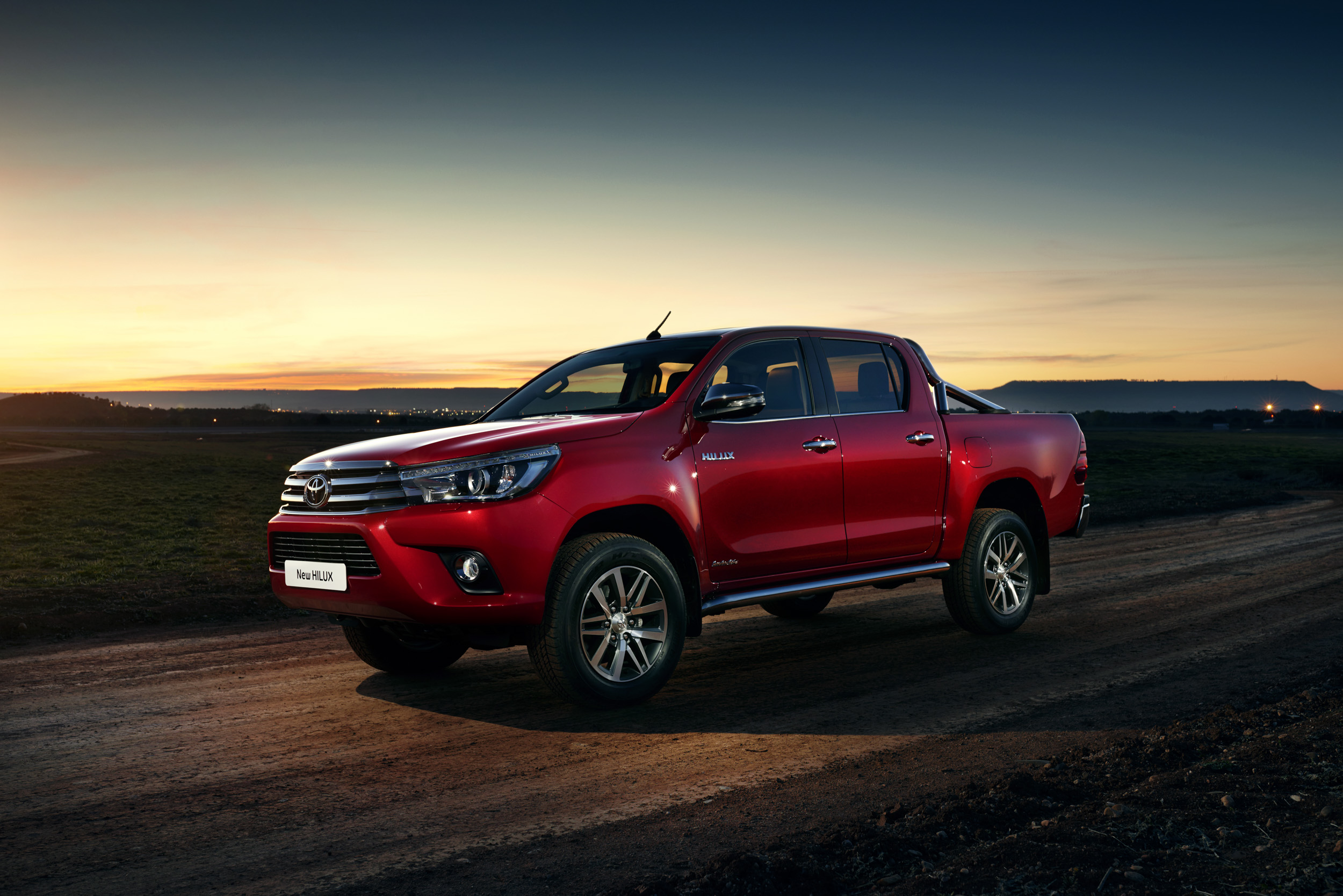 A NEW ERA FOR THE PICK-UP, BUT EVERY INCH A HILUX