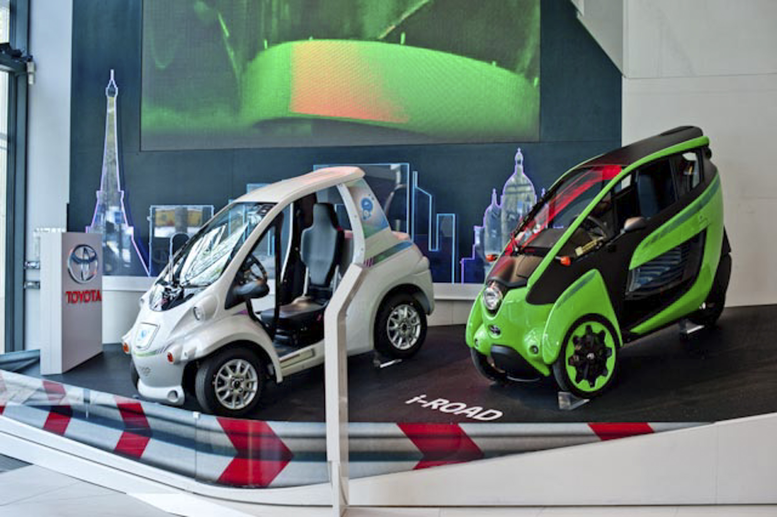 Le Rendez-Vous Toyota Showroom in Paris celebrates “Toyota Creative Design”