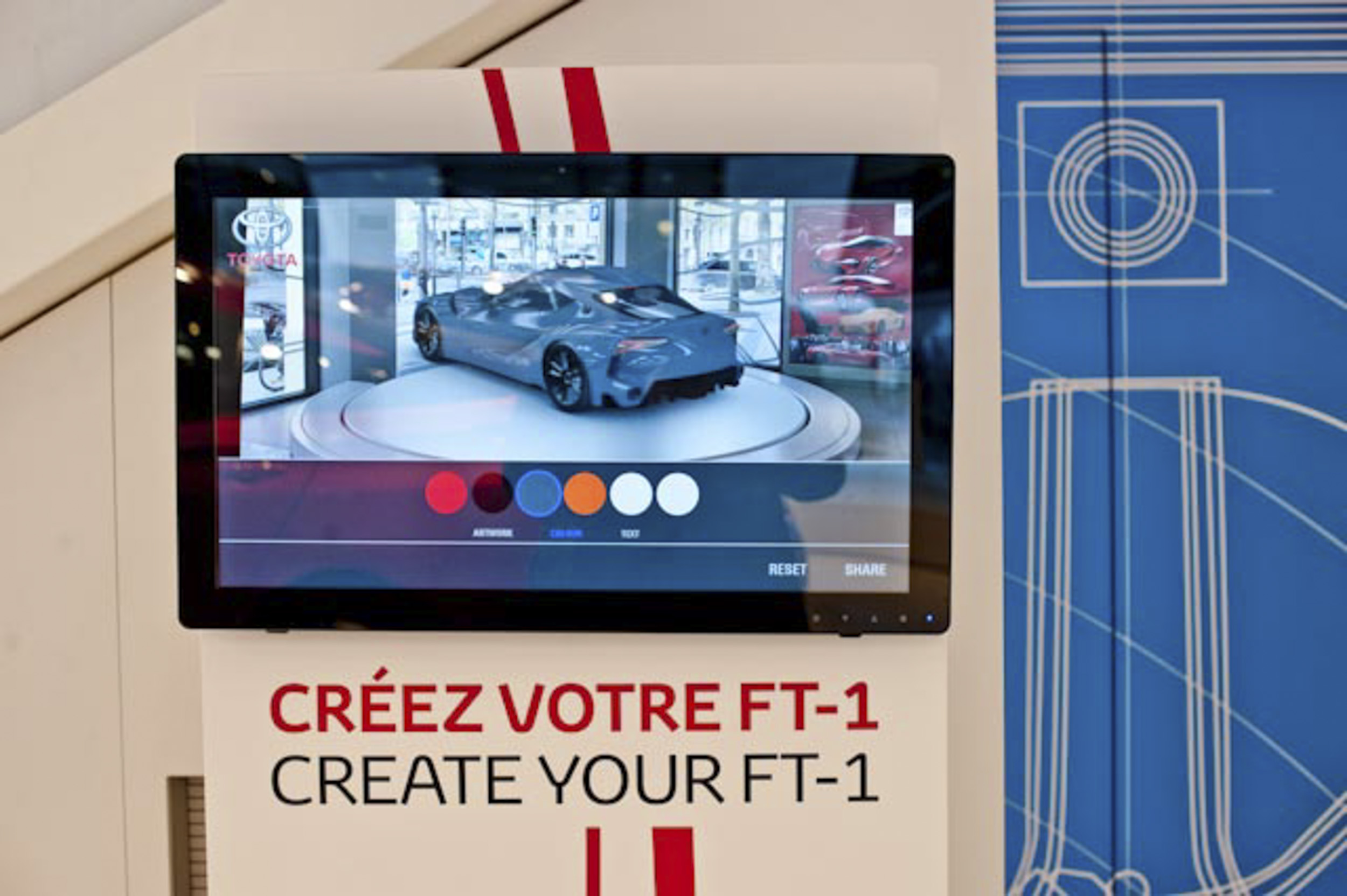 Le Rendez-Vous Toyota Showroom in Paris celebrates “Toyota Creative Design”