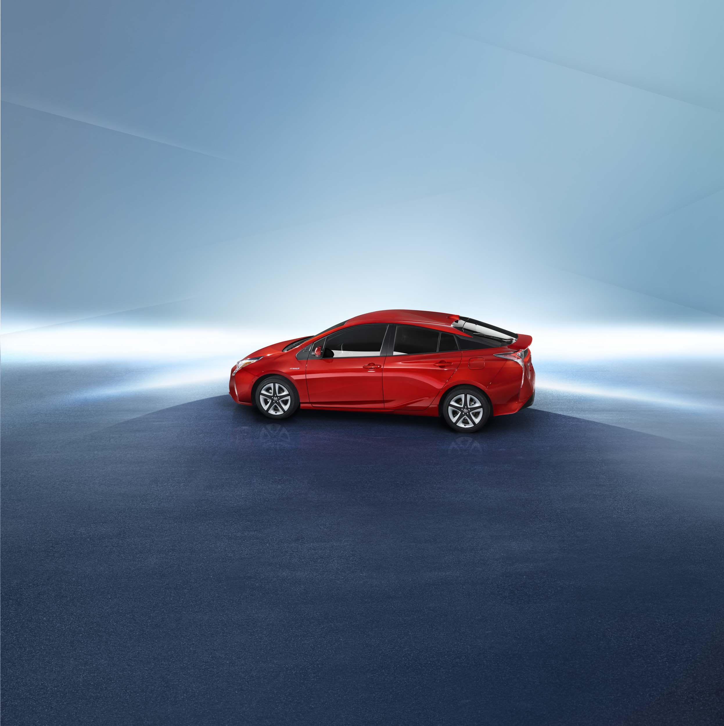 Toyota introduces advanced technologies for the fourth generation Prius