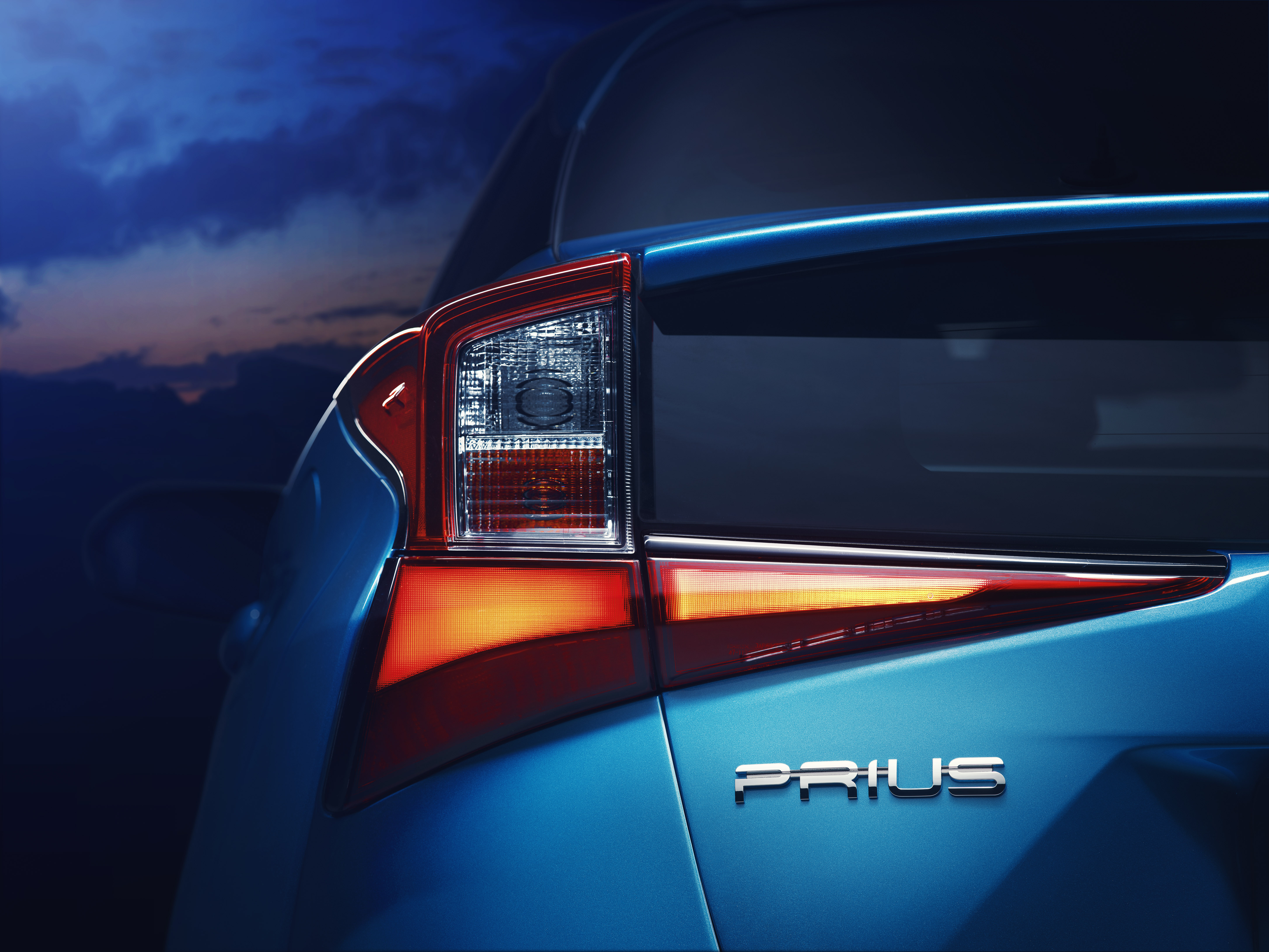 2019 Toyota Prius with new Hybrid AWD-i system to debut at the Los ...