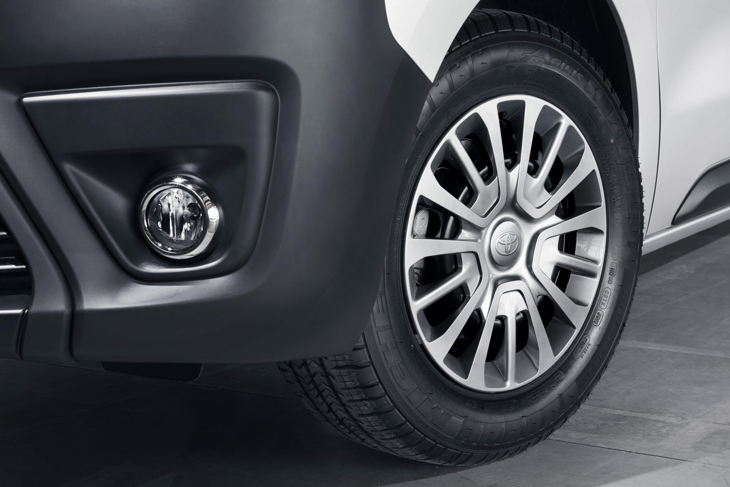 Nouveau PROACE 2016 : une gamme élargie pour couvrir tous les besoins