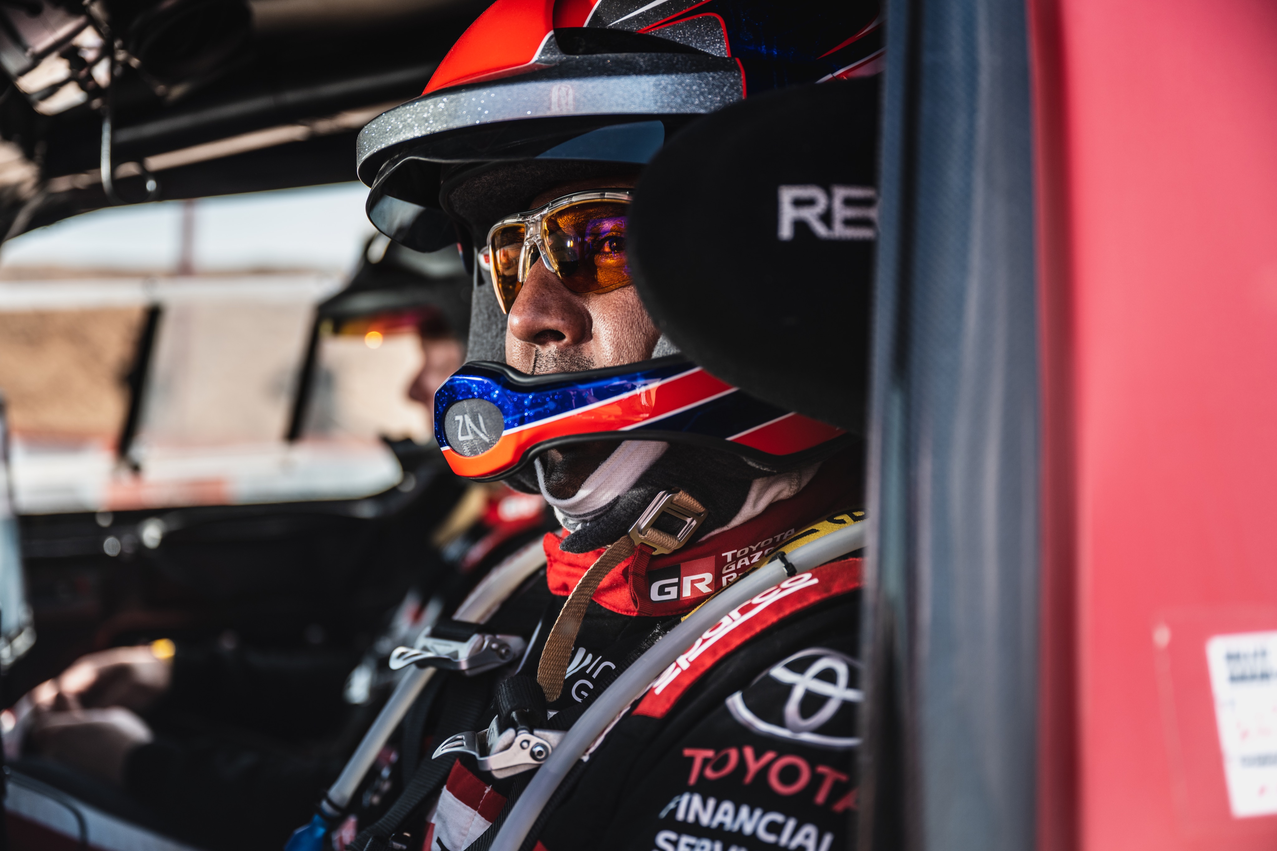 Nasser Al-Attiyah gana su cuarto Dakar, segundo con TOYOTA GAZOO Racing