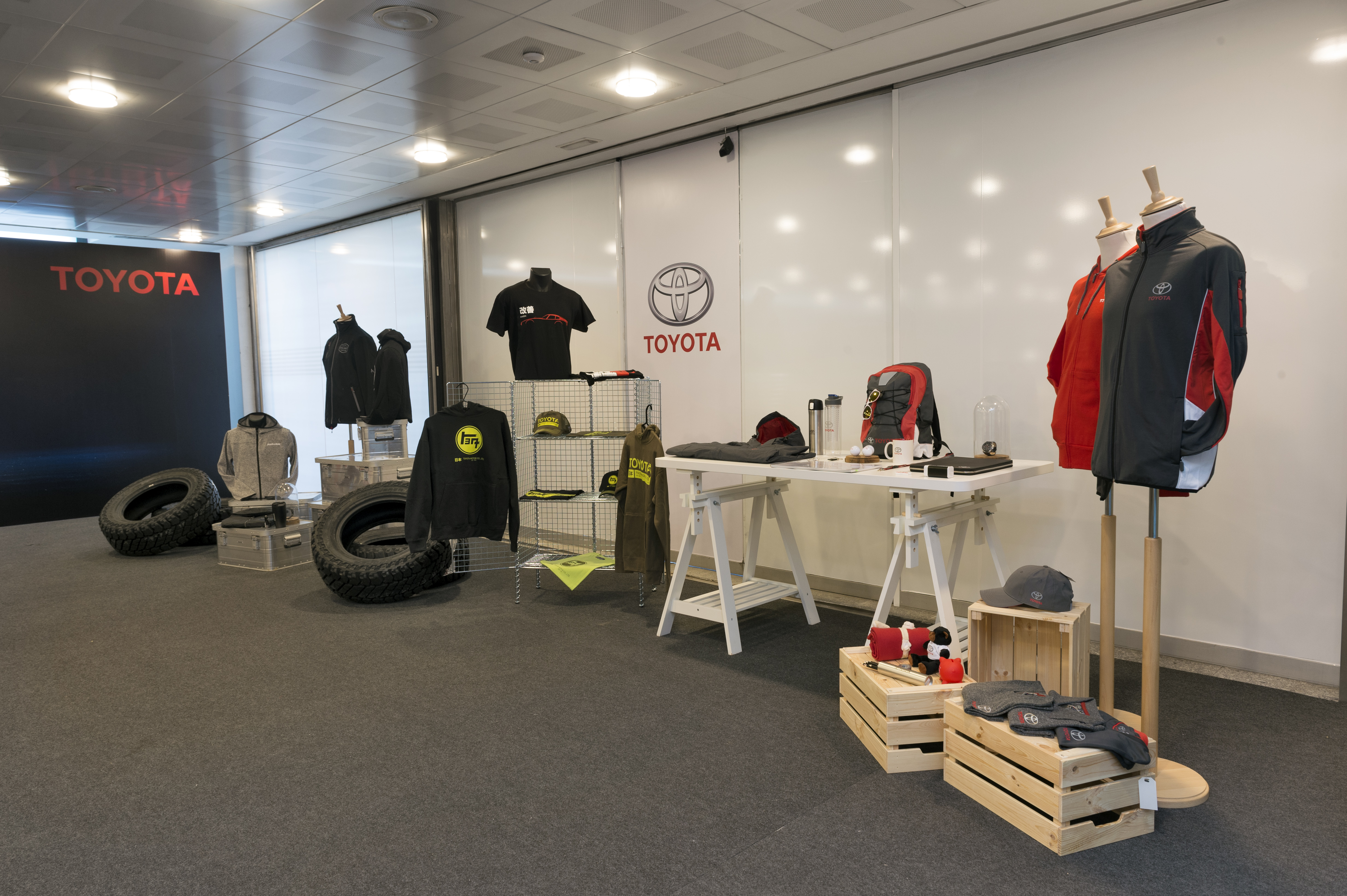 Toyota Collection, la nueva boutique de merchandising Toyota