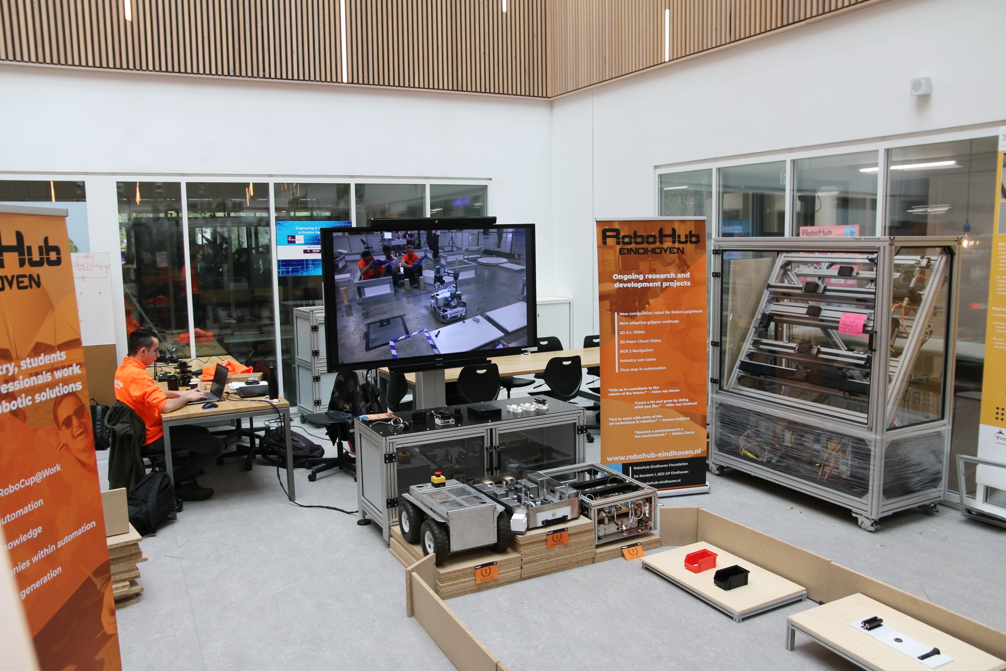 Wedstrijd voor robots in de fabriek van de toekomst