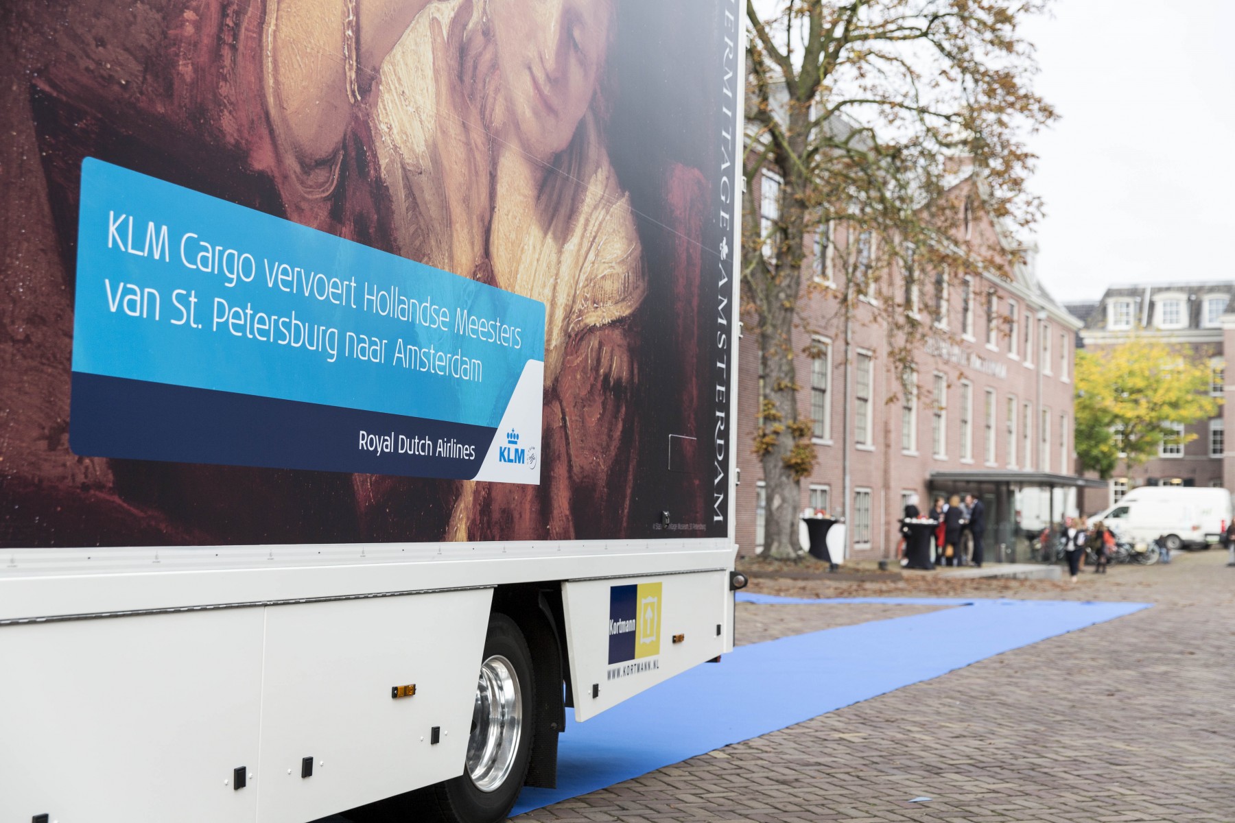 KLM Cargo transport Dutch masterpieces from St Petersburg to Amsterdam