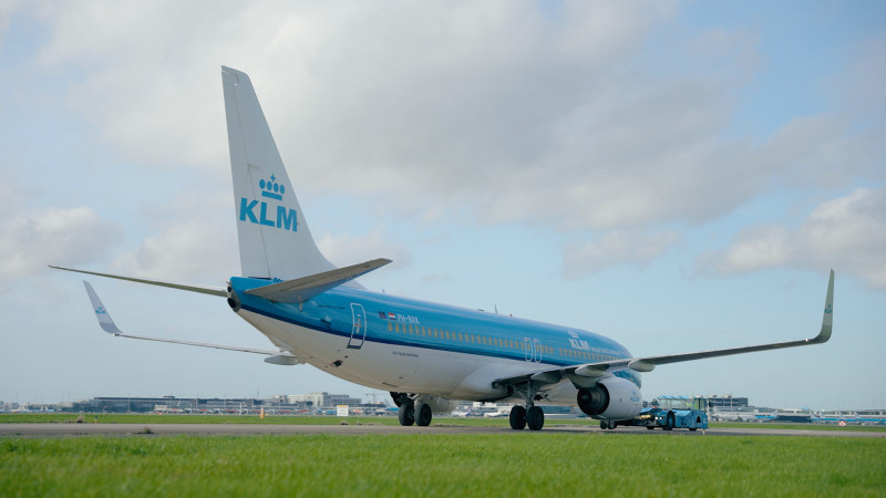 First Boeing 737-800 Leaves KLM Fleet