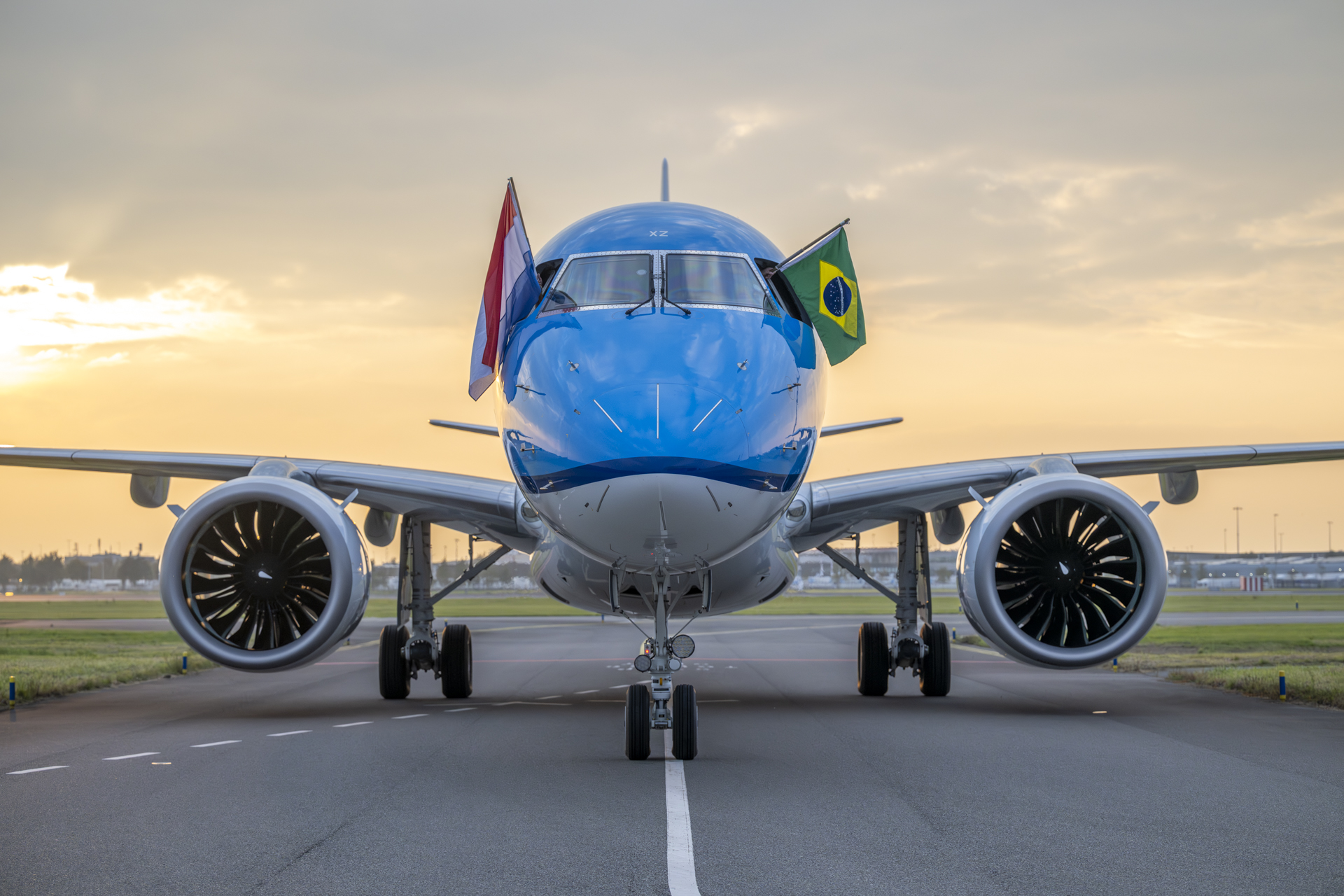 KLM Cityhopper Welcomes 25th Embraer 195-E2