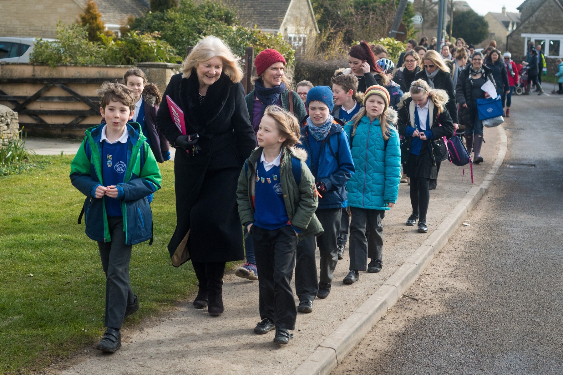 Youngsters ‘Park and Stride’ as council scheme boosts active school travel