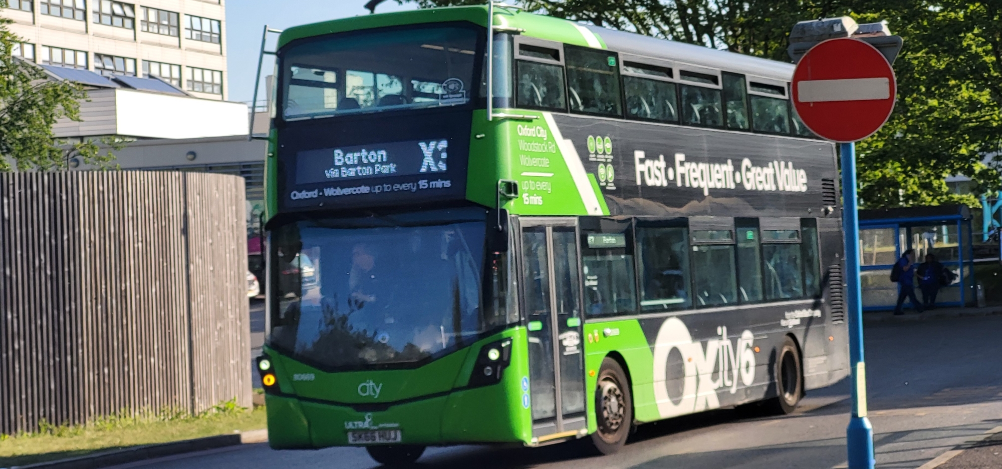 Council responds to calls for congestion action to aid buses