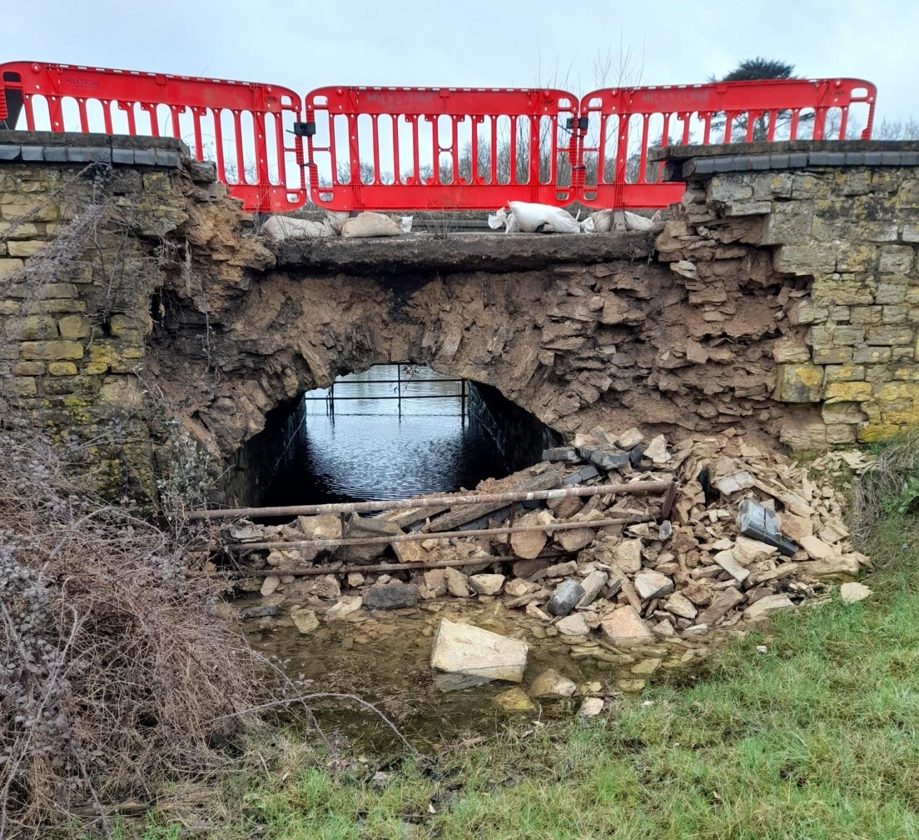 Heyford Bridge remains open to vehicles despite damage