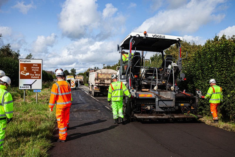 Road maintenance carried out in Oxfordshire using latest low carbon ...