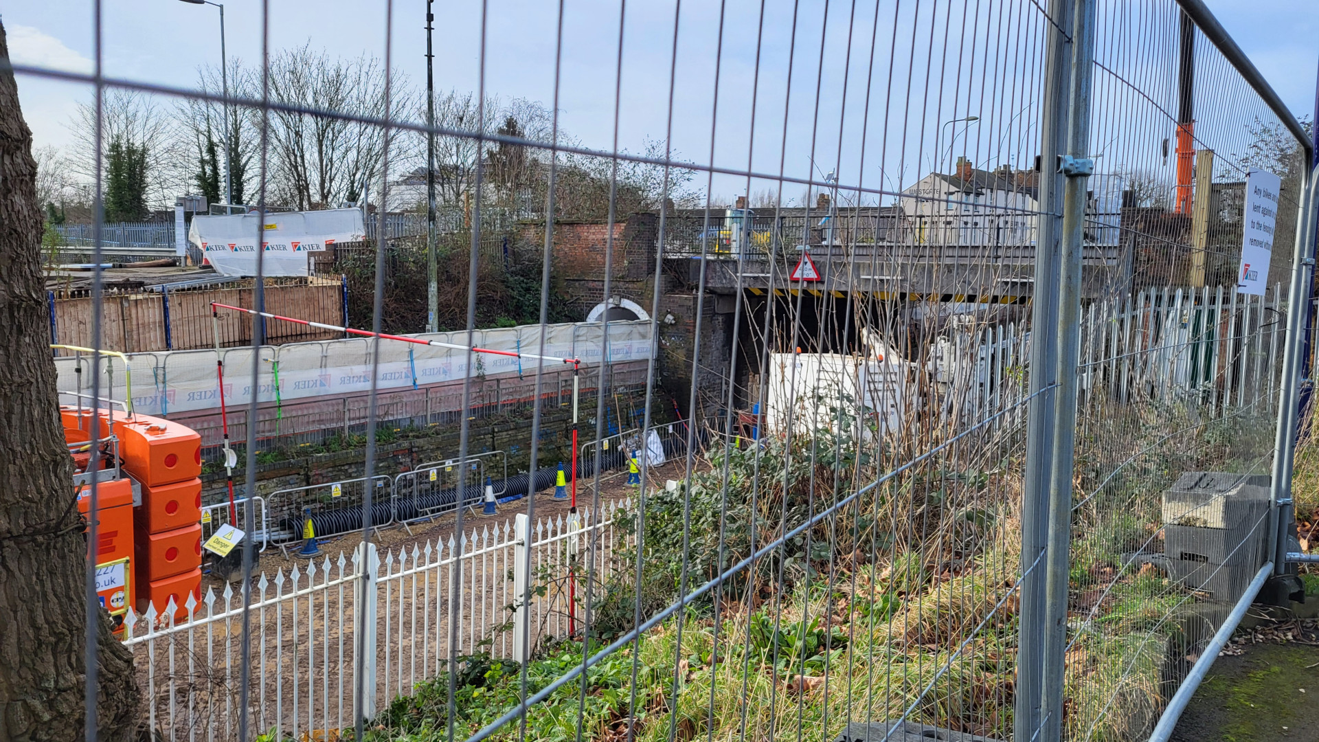 Network Rail provides new timeline for reopening Botley Road in August 2026