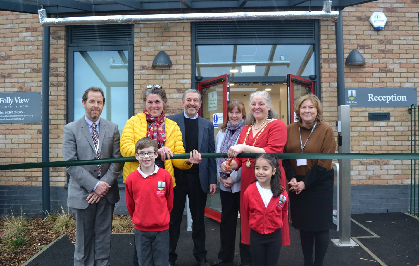 New primary school opens in Faringdon