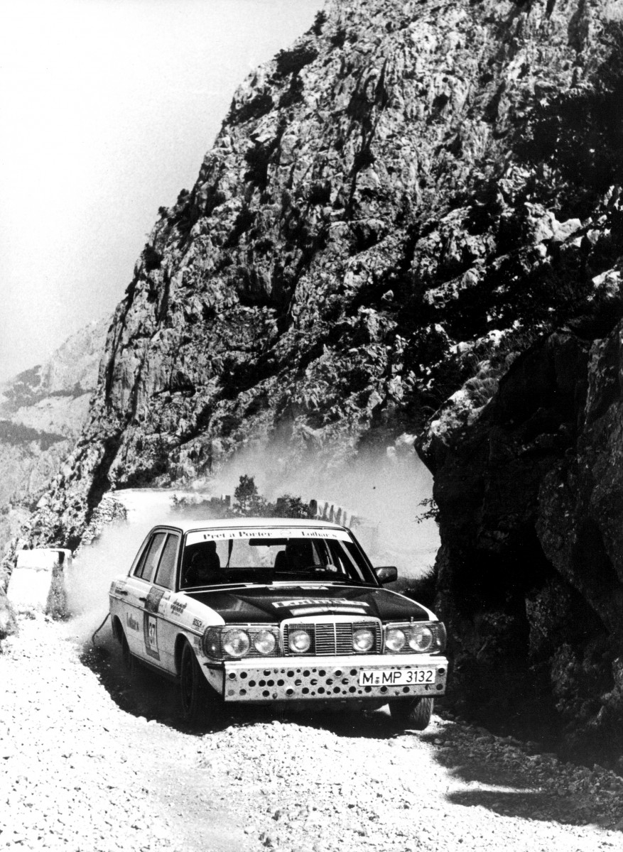 1977 Overwinning in de London – Sydney marathon rally na een race van ...