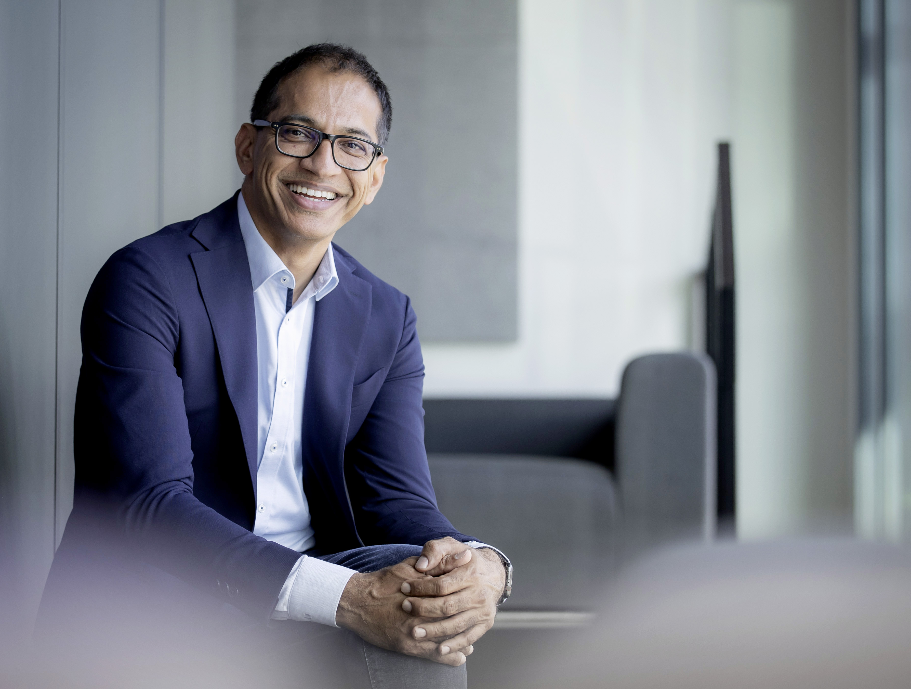 EQS met uniek MBUX Hyperscreen: de grote in-car bioscoop