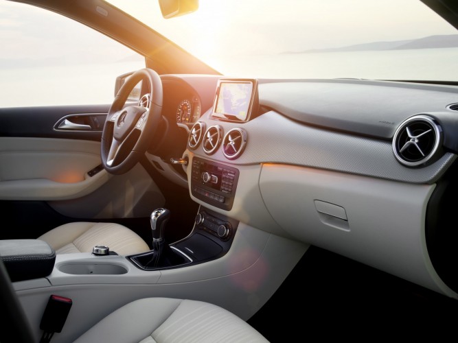 Une nouvelle définition du monospace compact