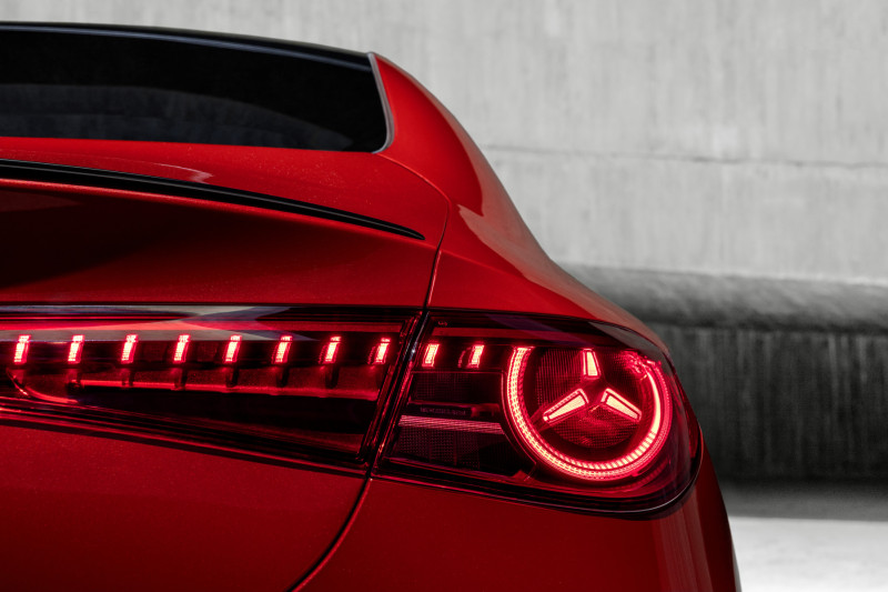 La nouvelle Mercedes-Benz CLA : élégante, dynamique, intelligente et ...