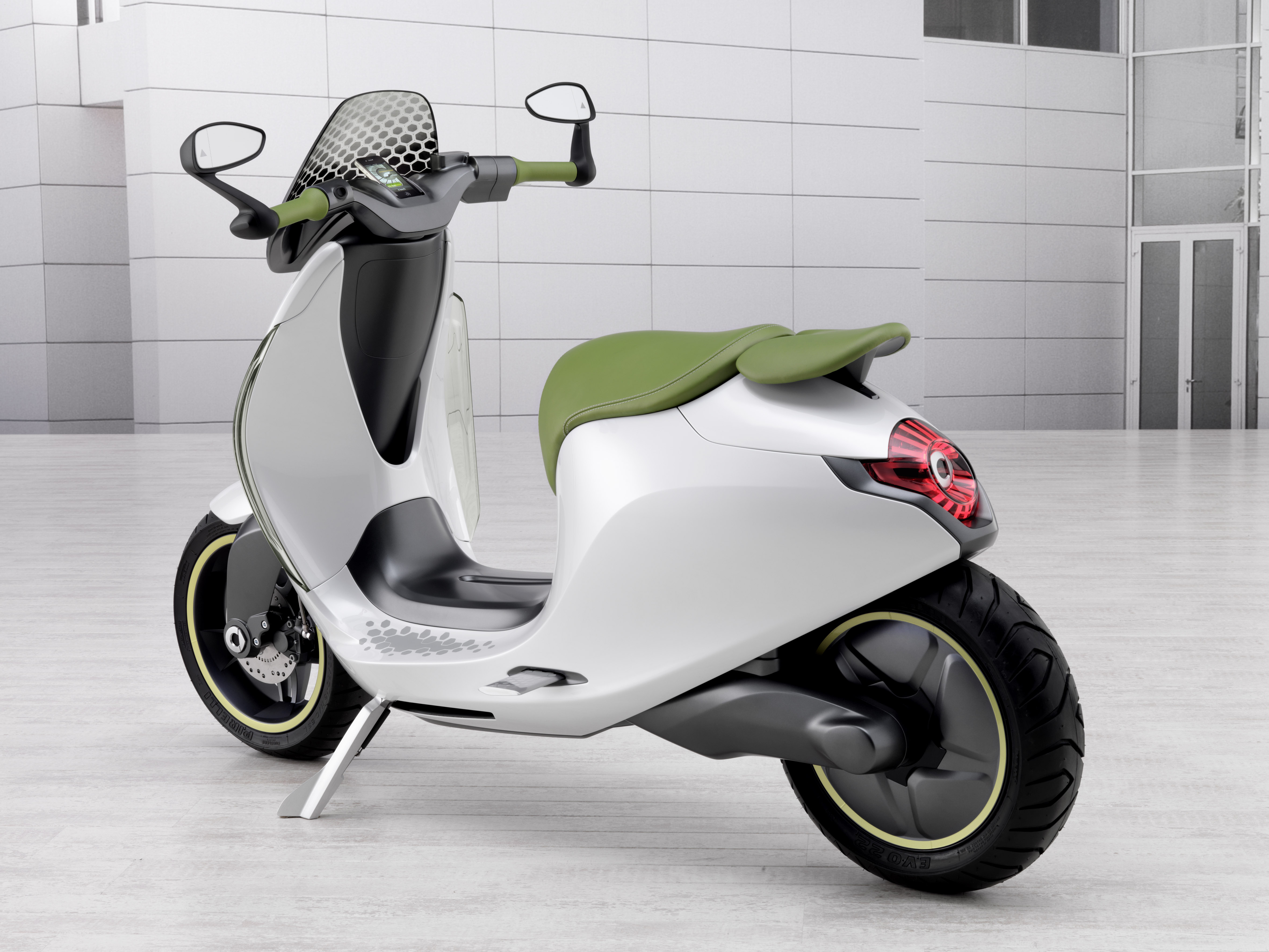 smart gaat samen met Vectrix scooter produceren