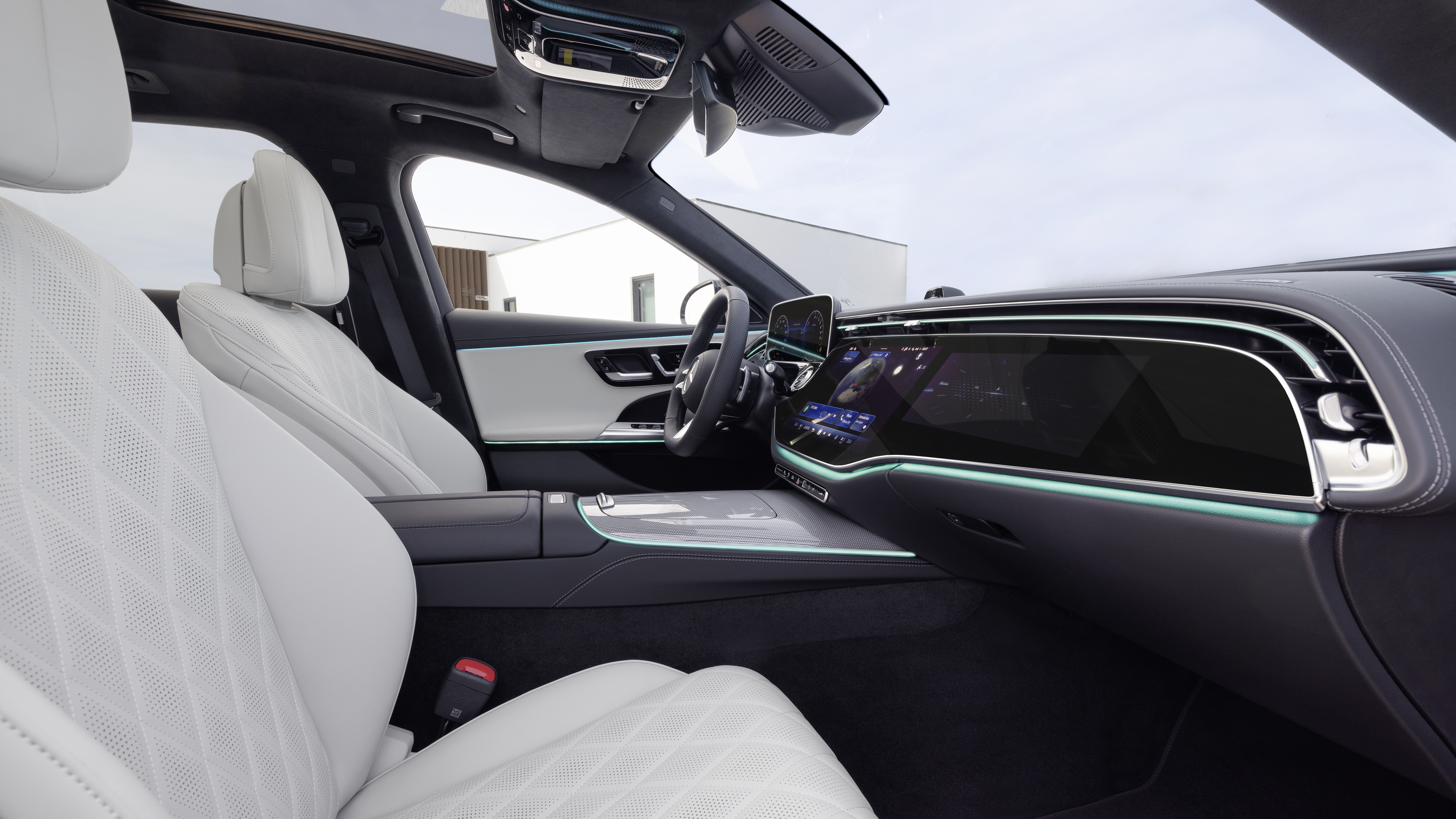 Functioneel, intelligent en een dynamische look: de nieuwe E-Klasse Estate
