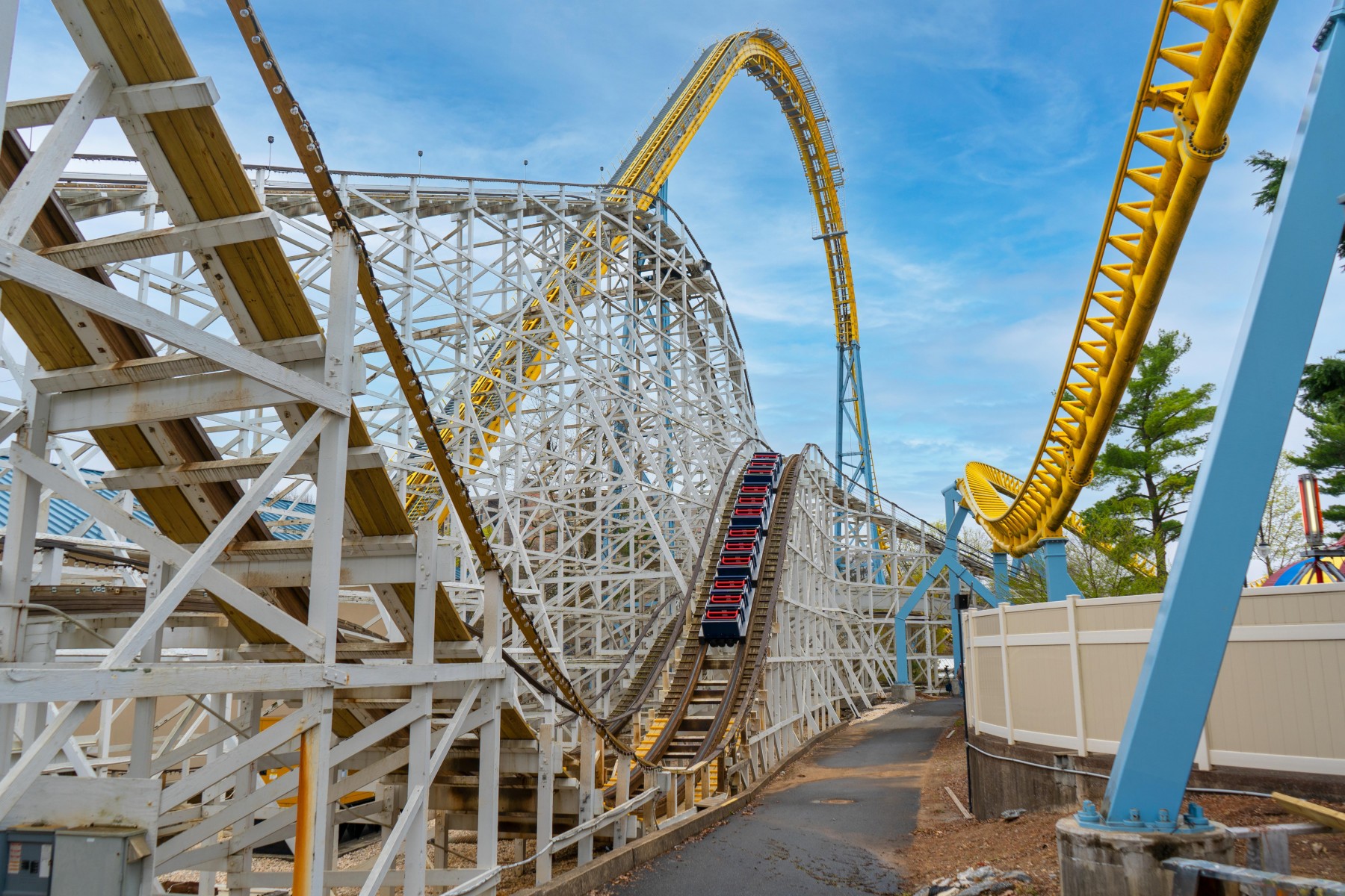 7 Ways to Celebrate Comet Turning 75 This Summer at Hersheypark