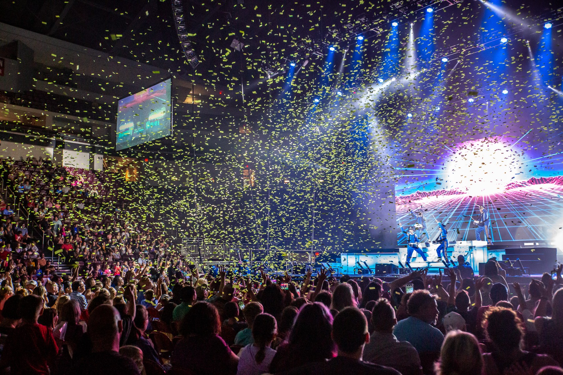 Kidz Bop Rocks at Giant Center