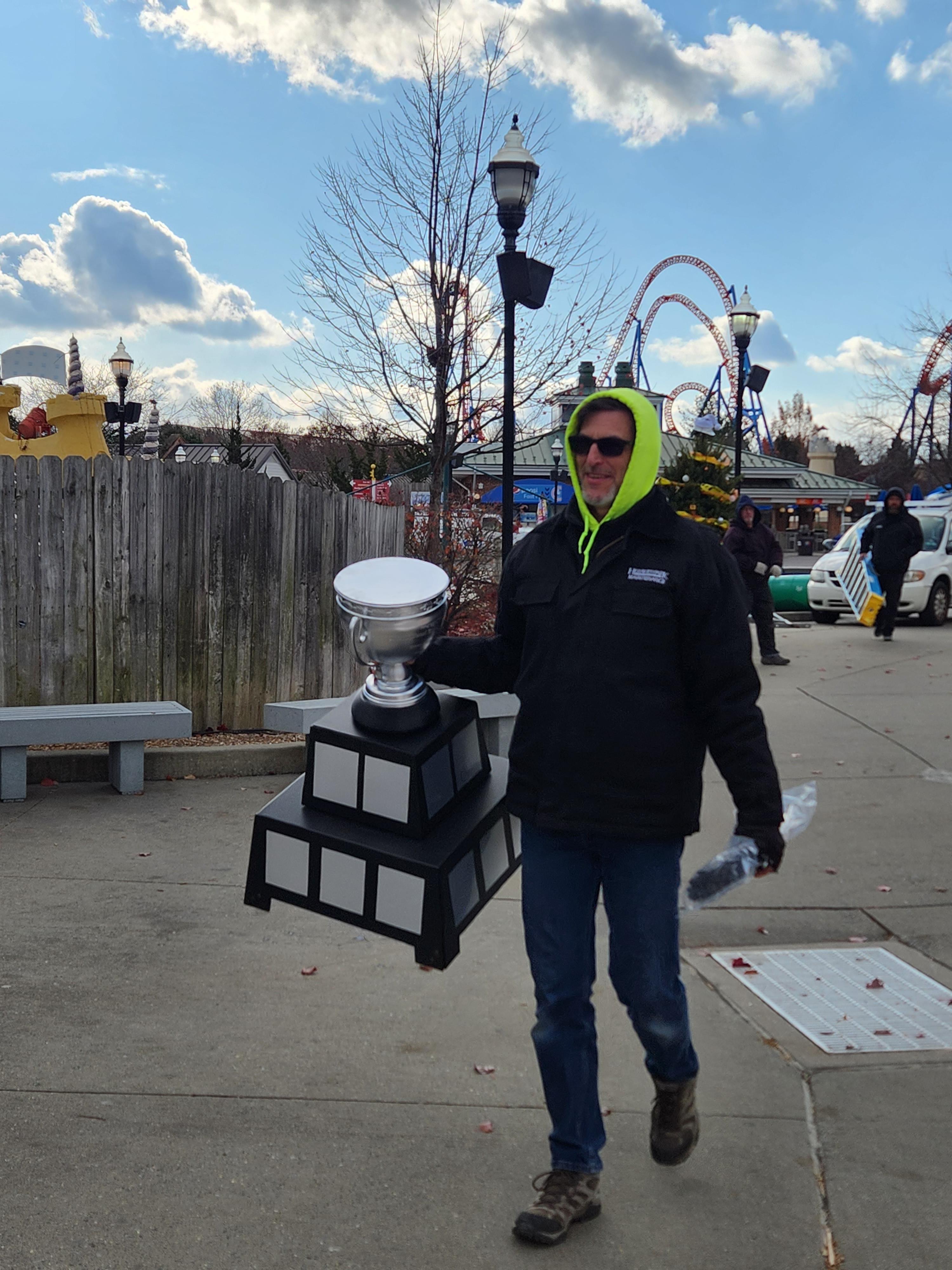 HE&R Team Members and Community Partners Decorate TREEville