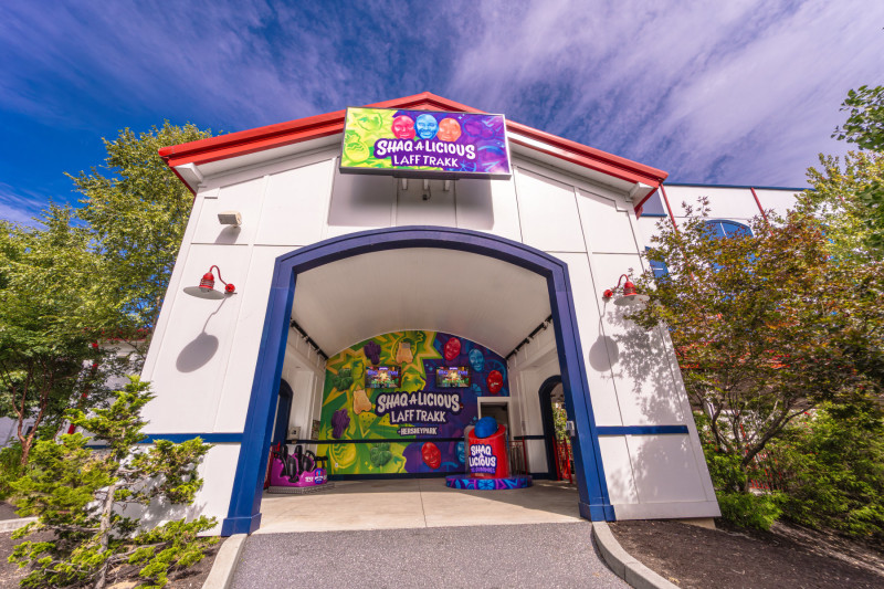 Shaq Visits Hersheypark and Milton Hershey School