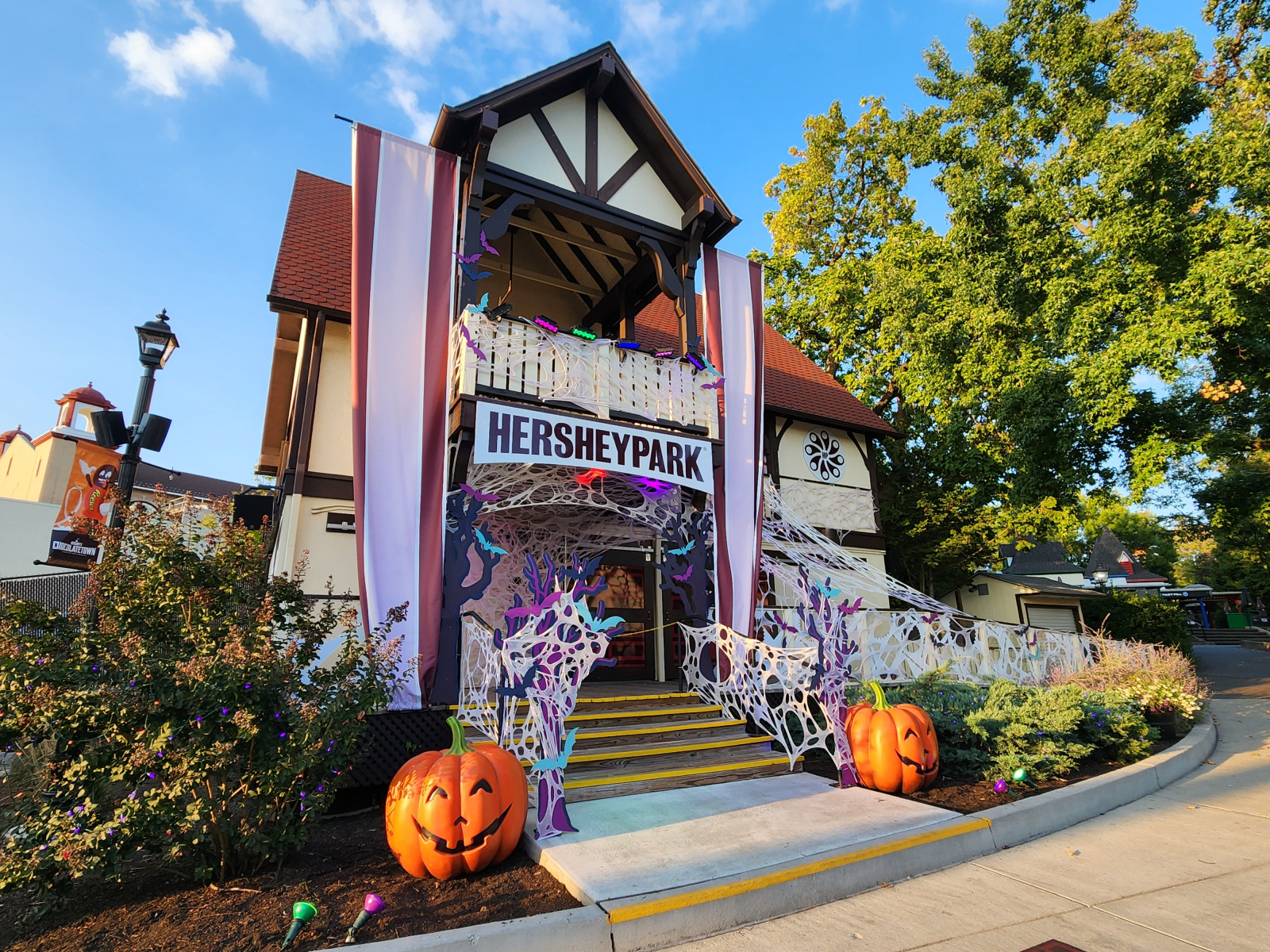 Top Photo Spots of Hersheypark Halloween and Dark Nights