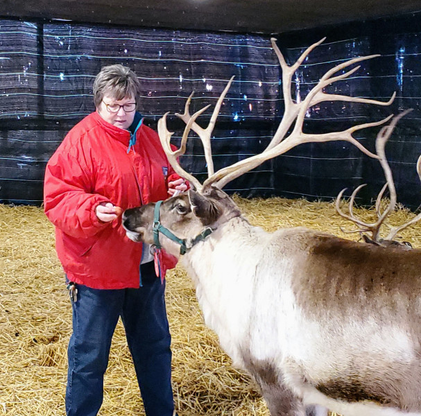 Hersheypark Reindeer Caretaker Retires After 26 Years