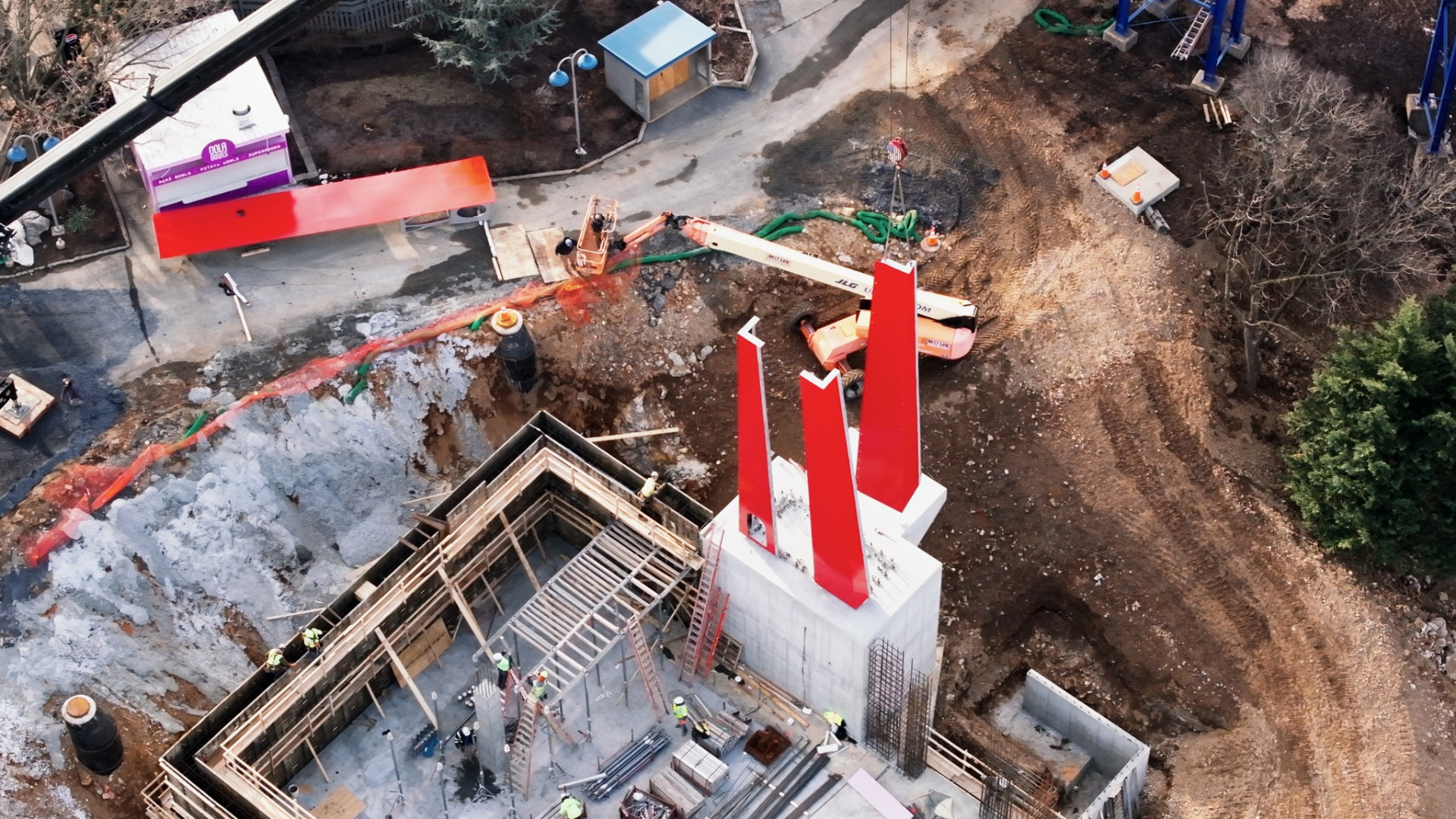 Twizzlers Twisted Gravity Construction Update at Hersheypark