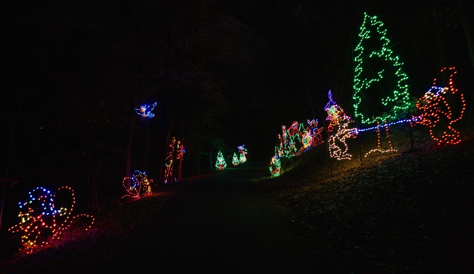 Hershey Sweet Lights Drive-Through Holiday Attraction Guide