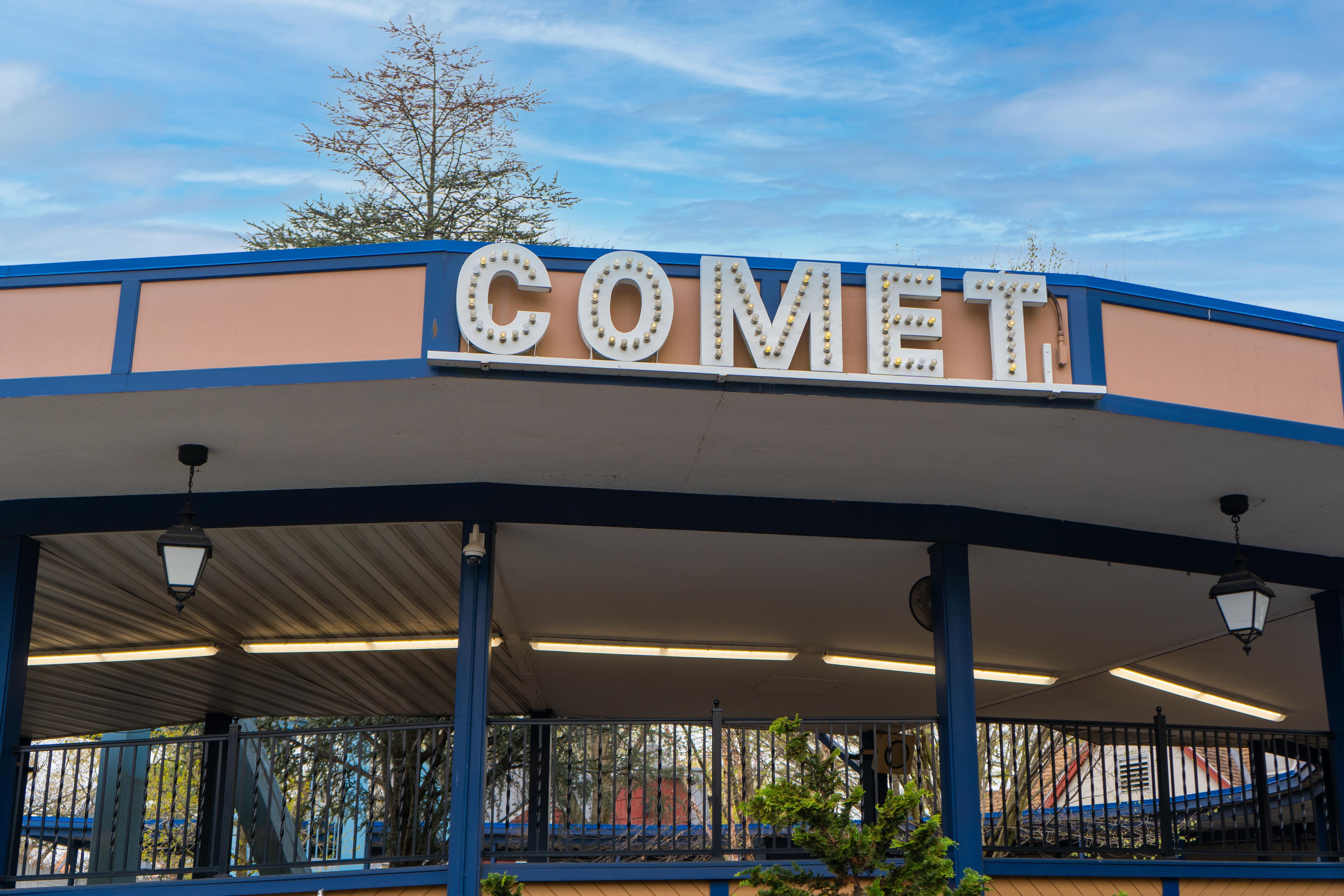7 Ways to Celebrate Comet Turning 75 This Summer at Hersheypark