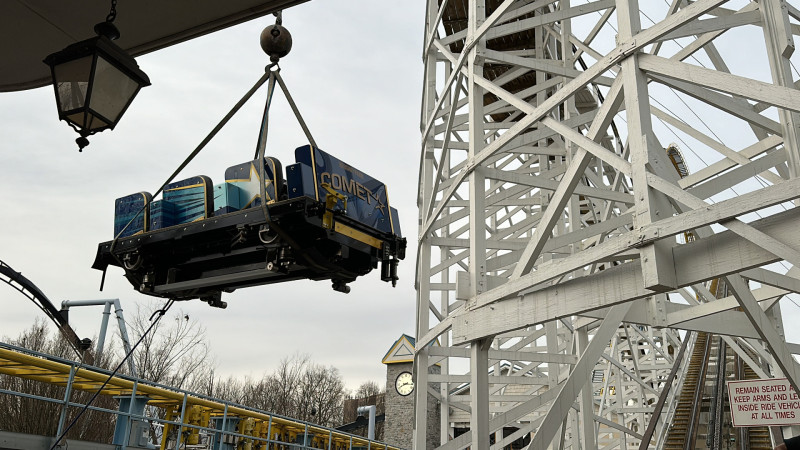 Hersheypark Cranes Comet Trains For Spring 2024 Opening