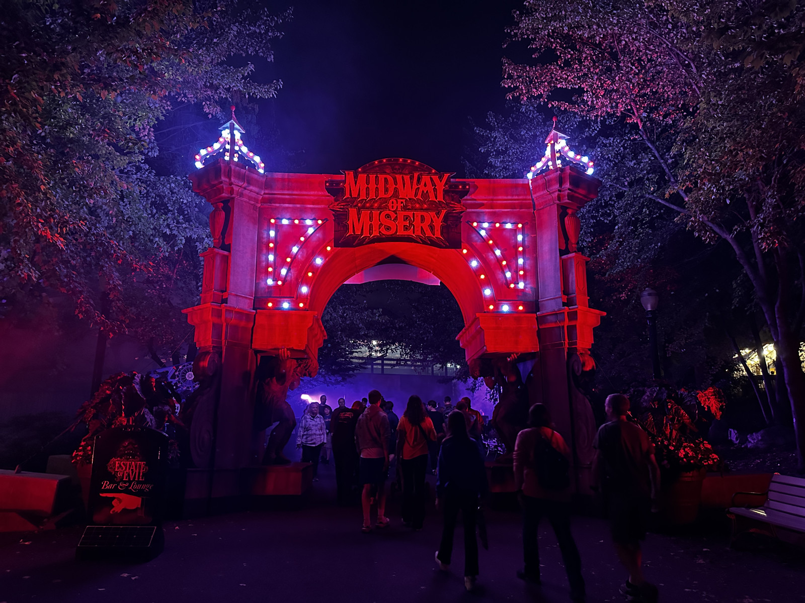 Top Photo Spots of Hersheypark Halloween and Dark Nights
