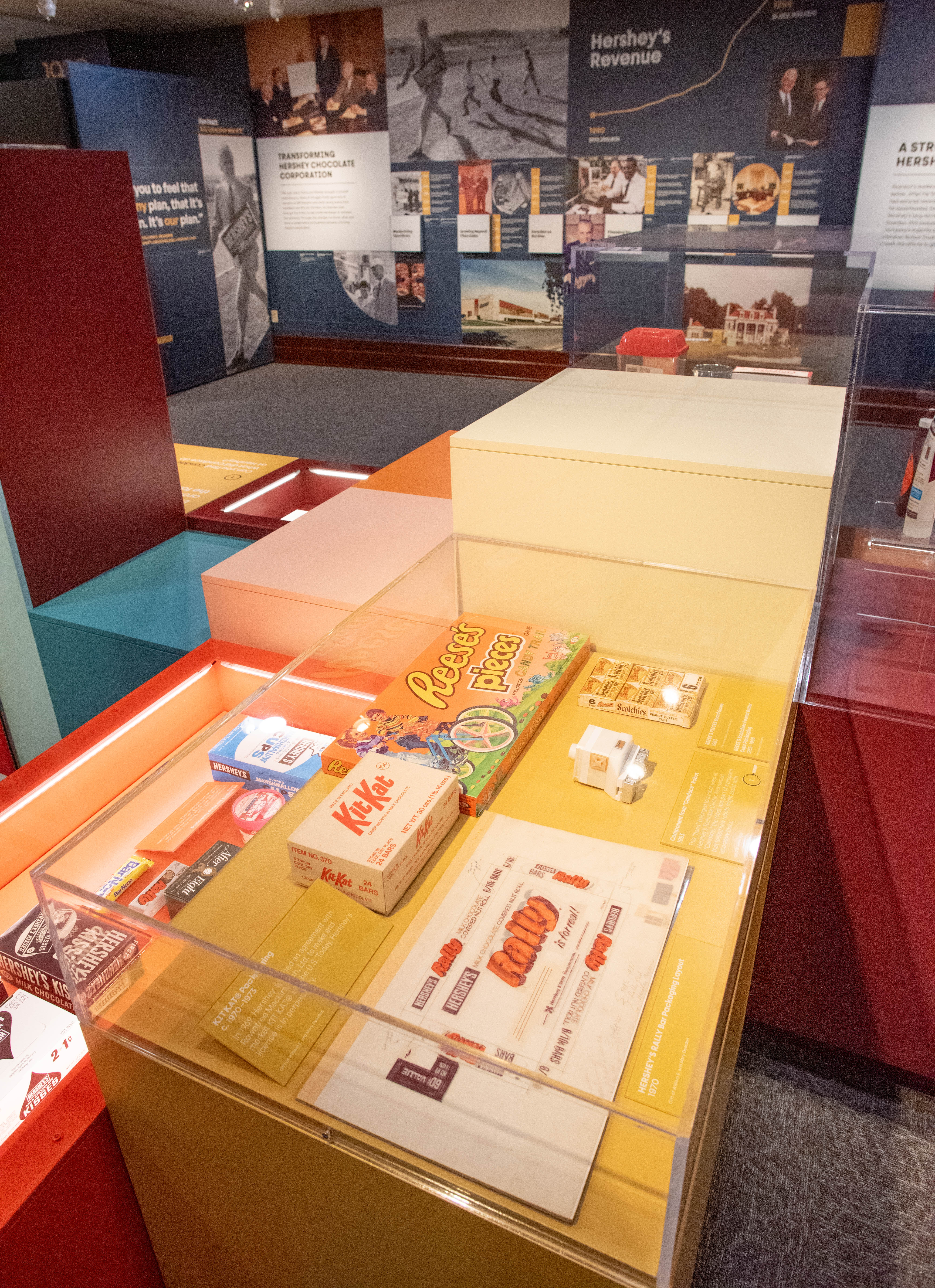 The Hershey Story Opens "The Story of Bill Dearden" Exhibit