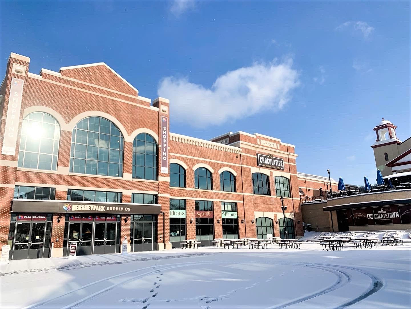 Photos: First Snow Day of 2022 in Hershey, Pa