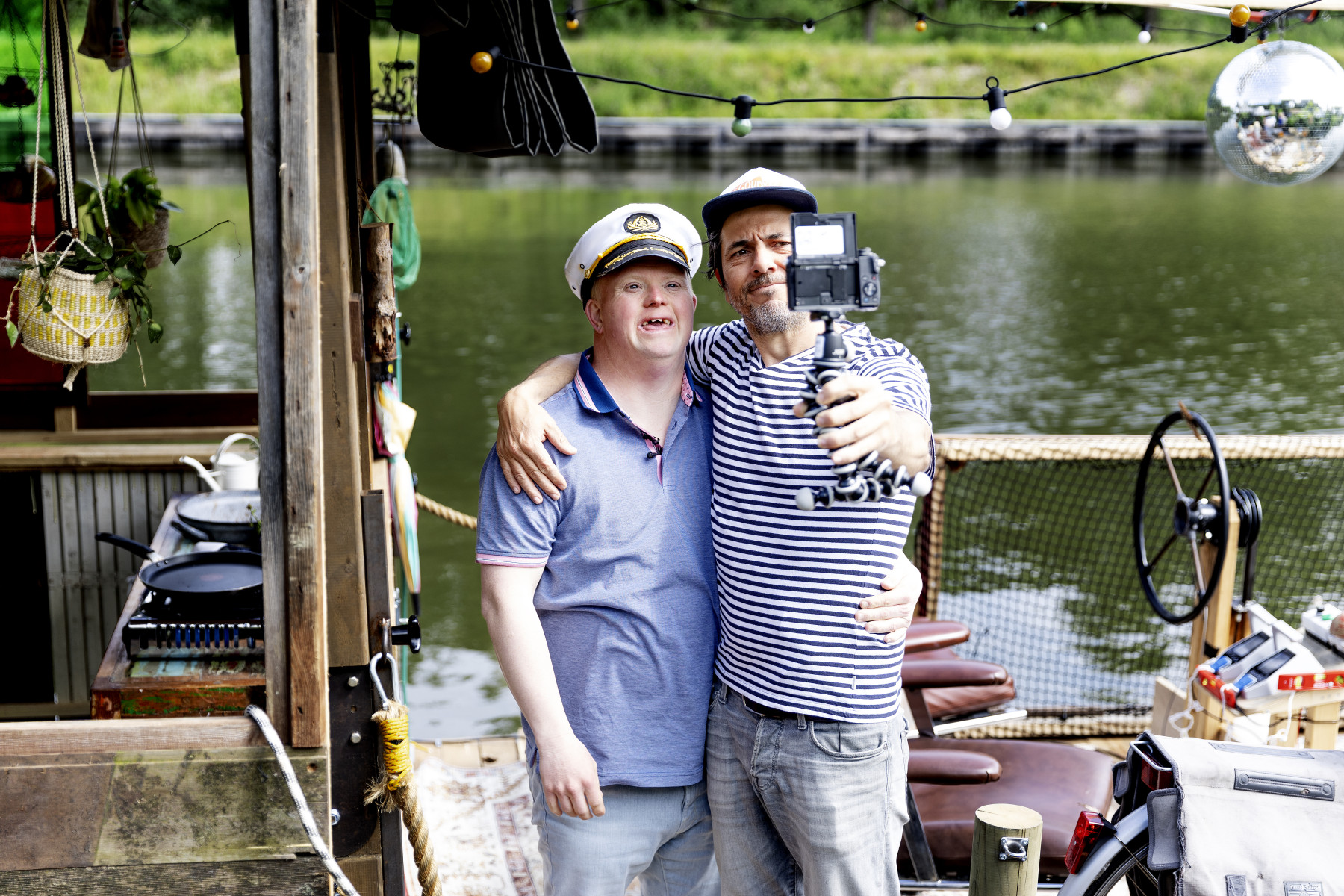 BNNVARA ZENDT 'DE GOUDVIS' MET DIETER COPPENS EN KEVIN VAN DEN BOSCH UIT