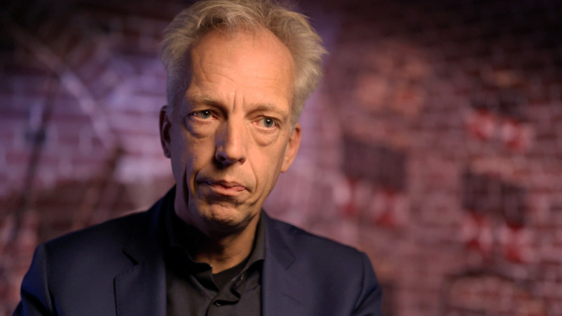 COEN VERBRAAK ZOEKT ANTWOORD OP DE VRAAG: KAN ONZE WANKELENDE ...