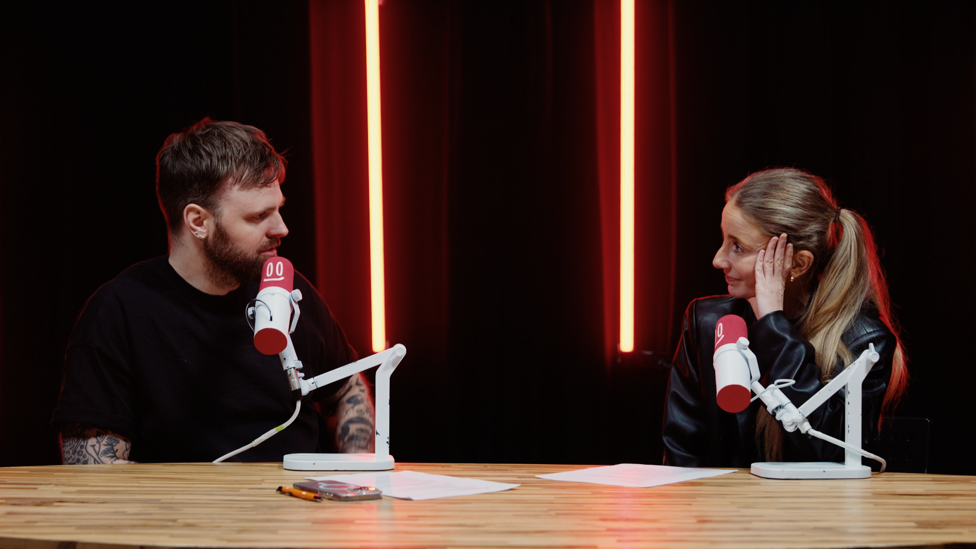 BOOS BLIKT TERUG OP THE VOICE-ONDERZOEK IN NIEUWE PODCASTSERIE