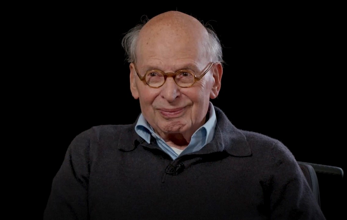 OUD-POLITICUS ED VAN THIJN DOORBREEKT DE STILTE IN ‘2DOC: EEN OORLOG ...