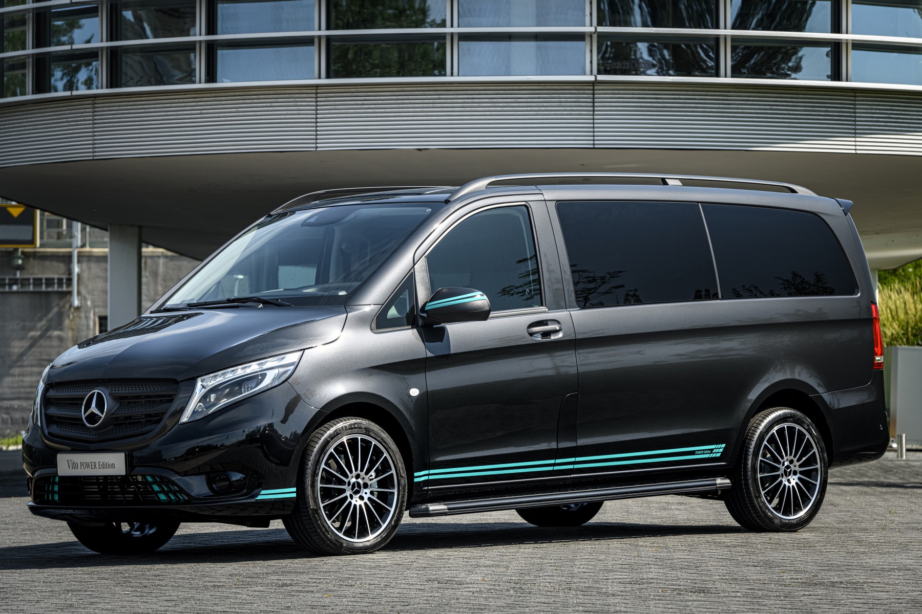 Krachtige verschijning: Mercedes-Benz introduceert exclusieve Vito ...