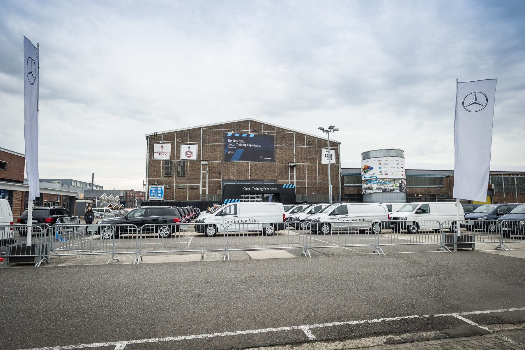 Mercedes-Benz kiest Nederland als centrale locatie voor wereldwijde ...