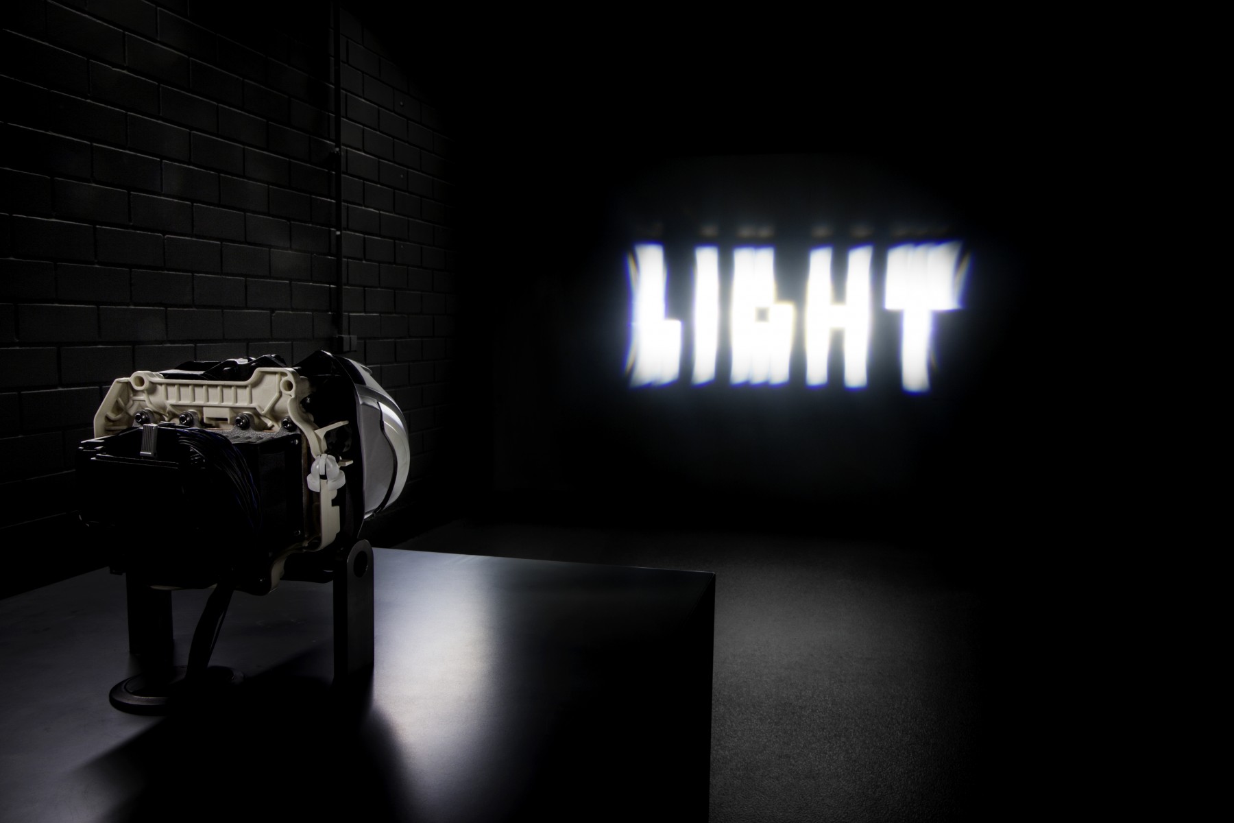 De nacht wordt dag dankzij geavanceerde LED-technologie van Mercedes-Benz