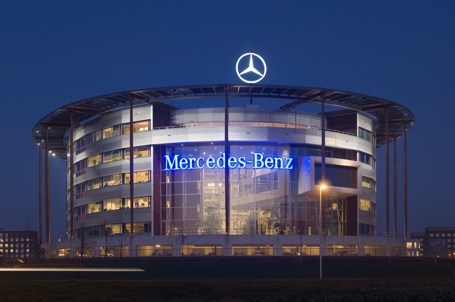 Mercedes-Benz Nederland B.V.