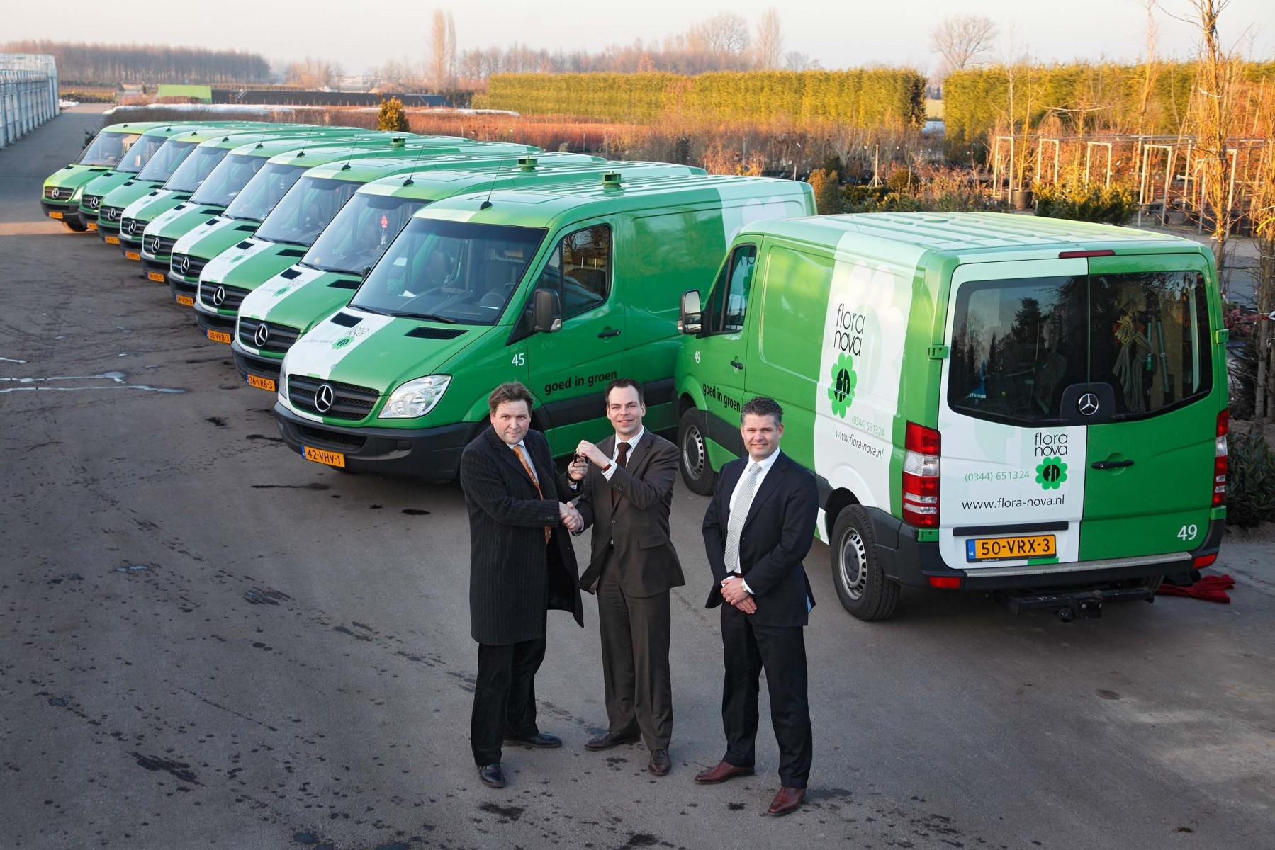 10 Mercedes-Benz Sprinters voor Flora-Nova