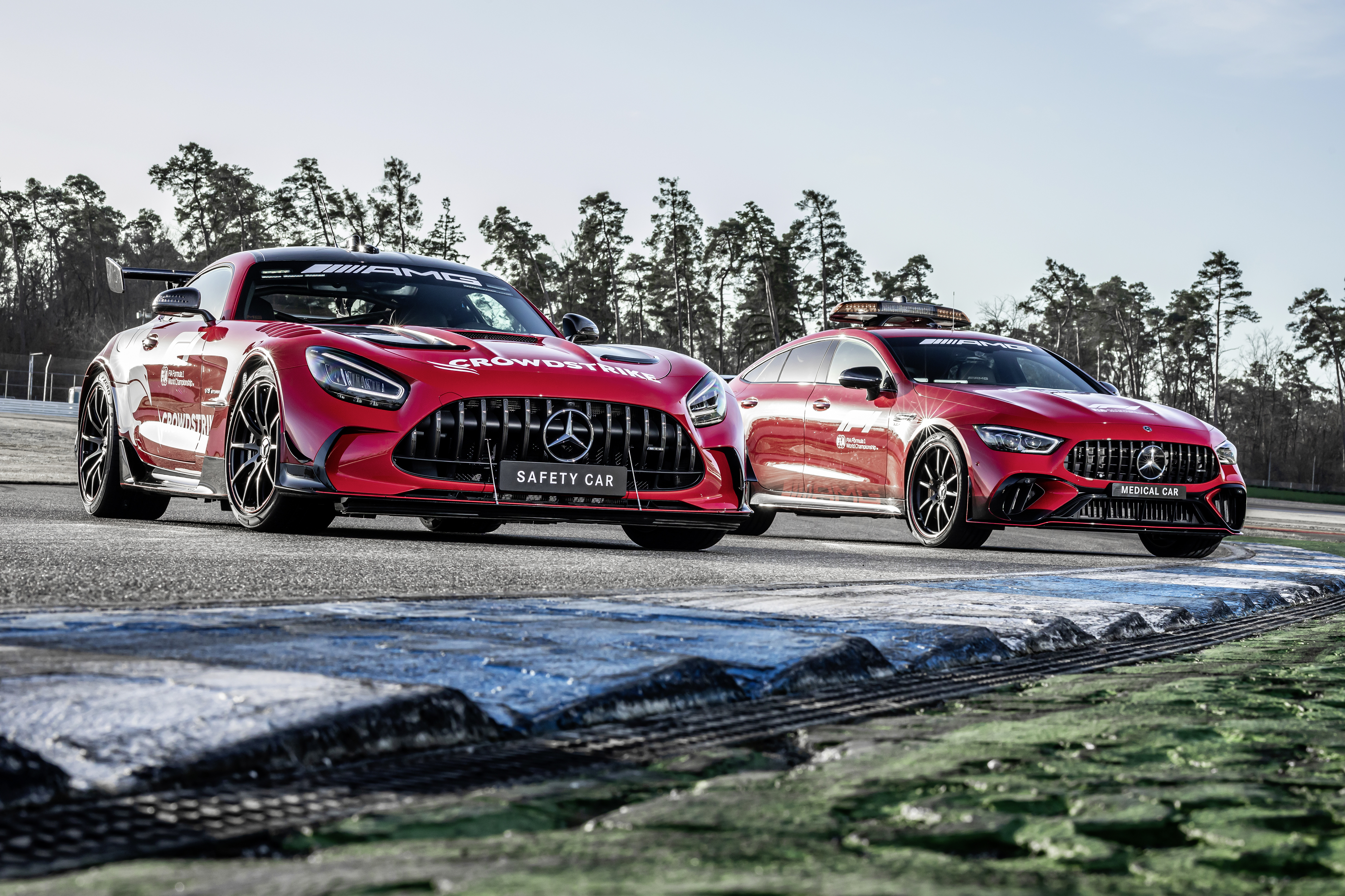 Nieuwe Official FIA Safety Car en Medical Car van Mercedes-AMG voor ...