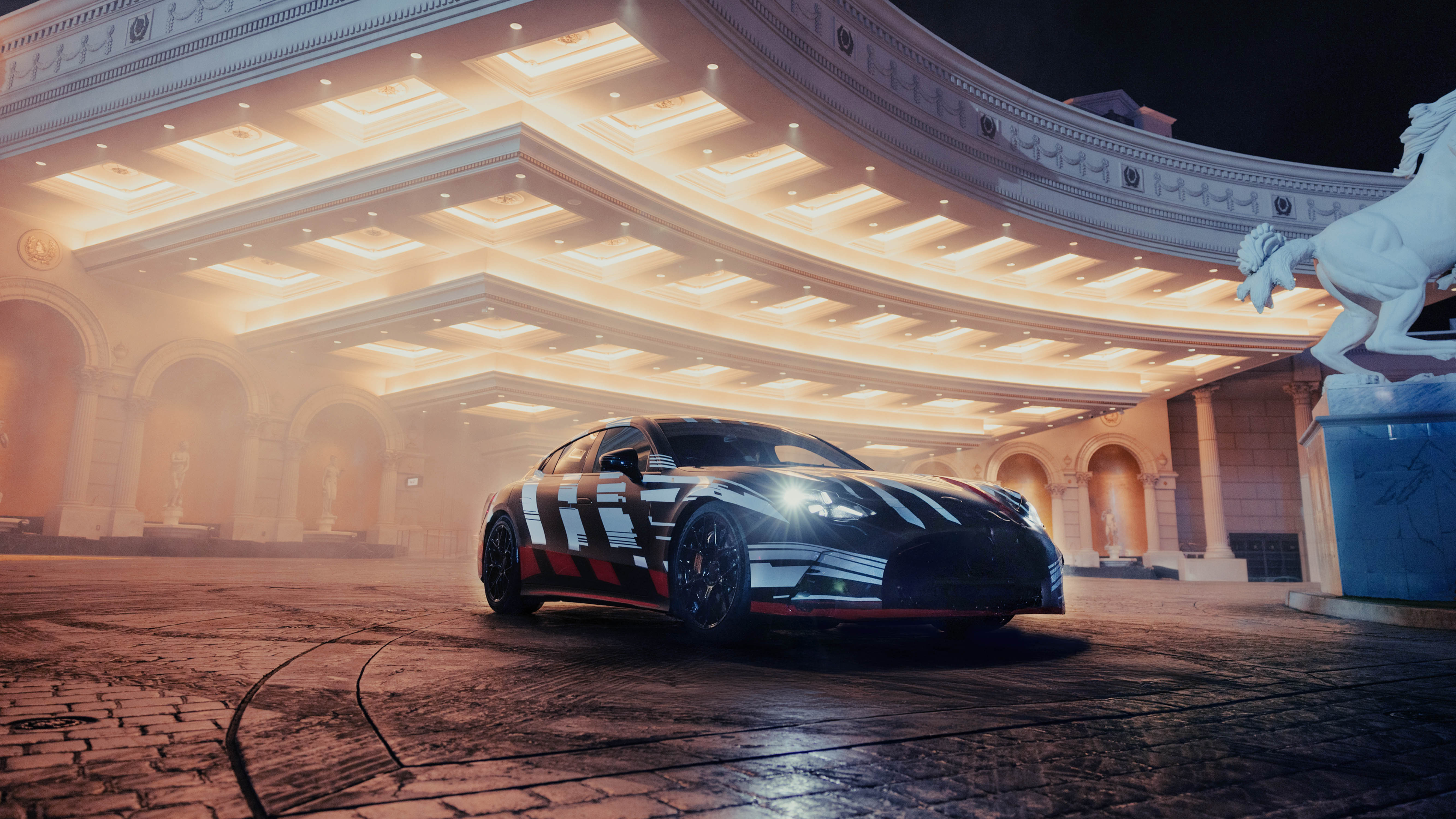 Built to excite: spectaculaire première van de nieuwe Mercedes-AMG GT 4 ...