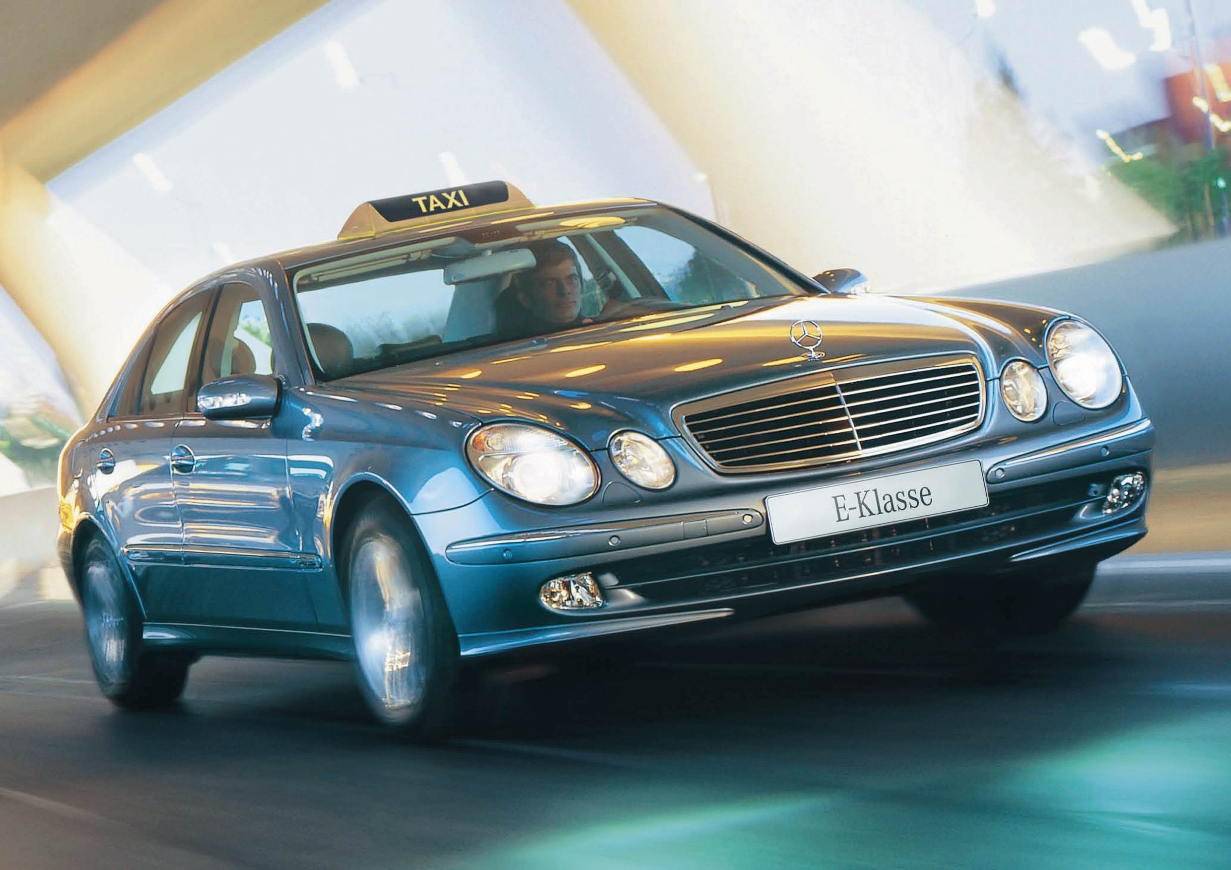 Mercedes-Benz levert ook op E 200 CDI in taxi-uitvoering diesel ...